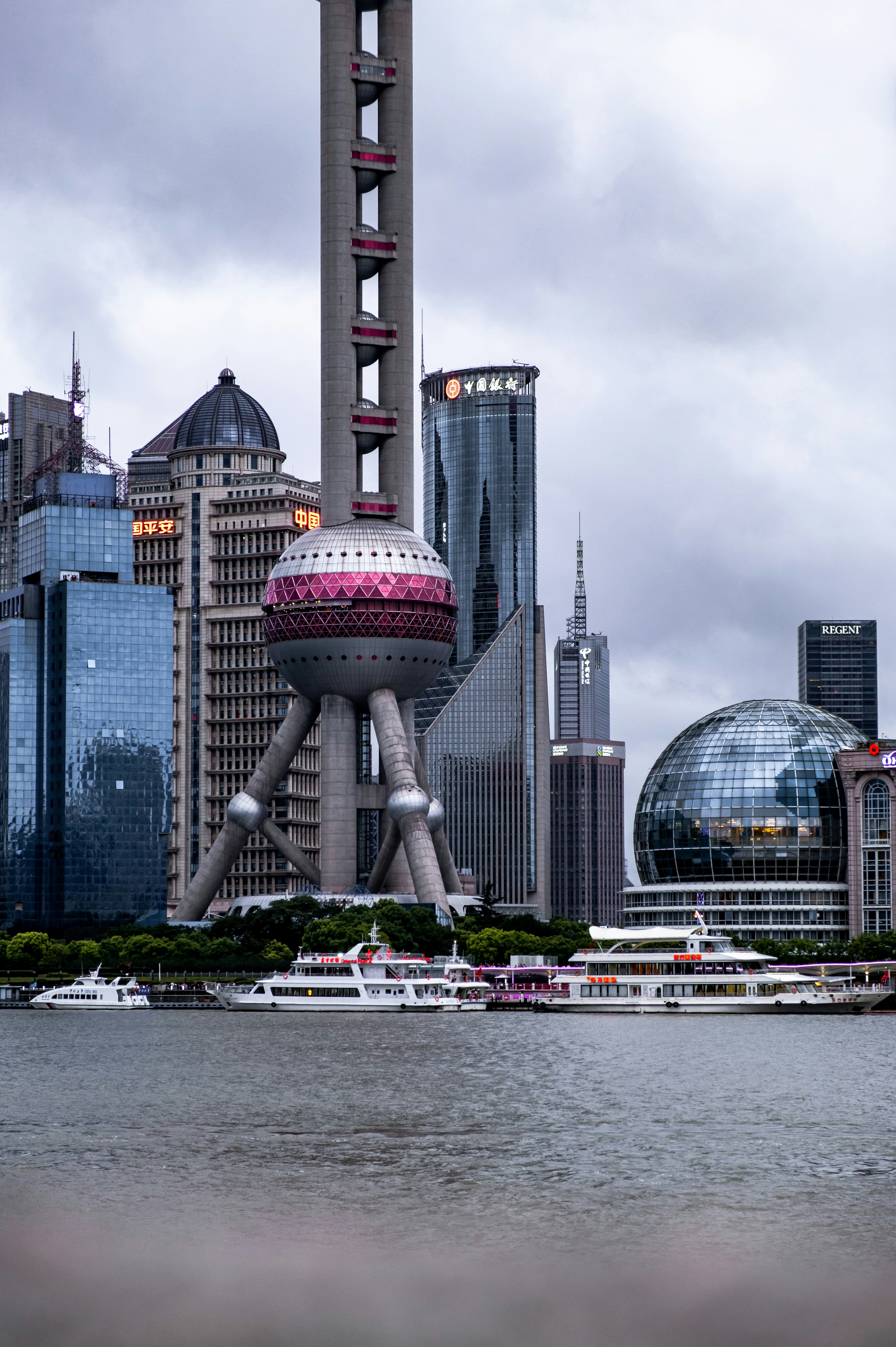 Orb Beacon Over Shanghai's Bund: Glass, Steel, and Riverlight