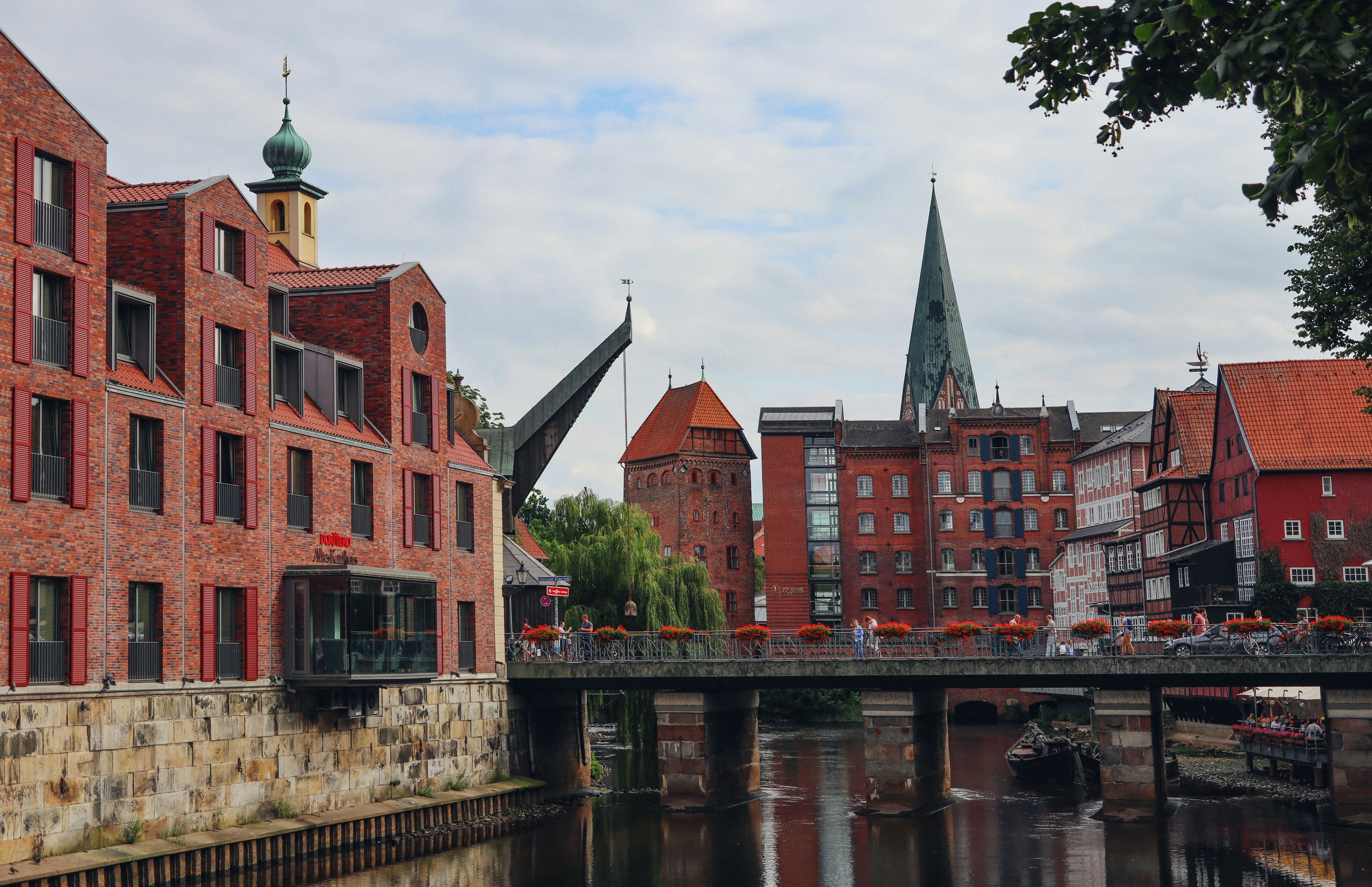 Red-brick Waterfront with a Green Spire: A Historic City Portrait