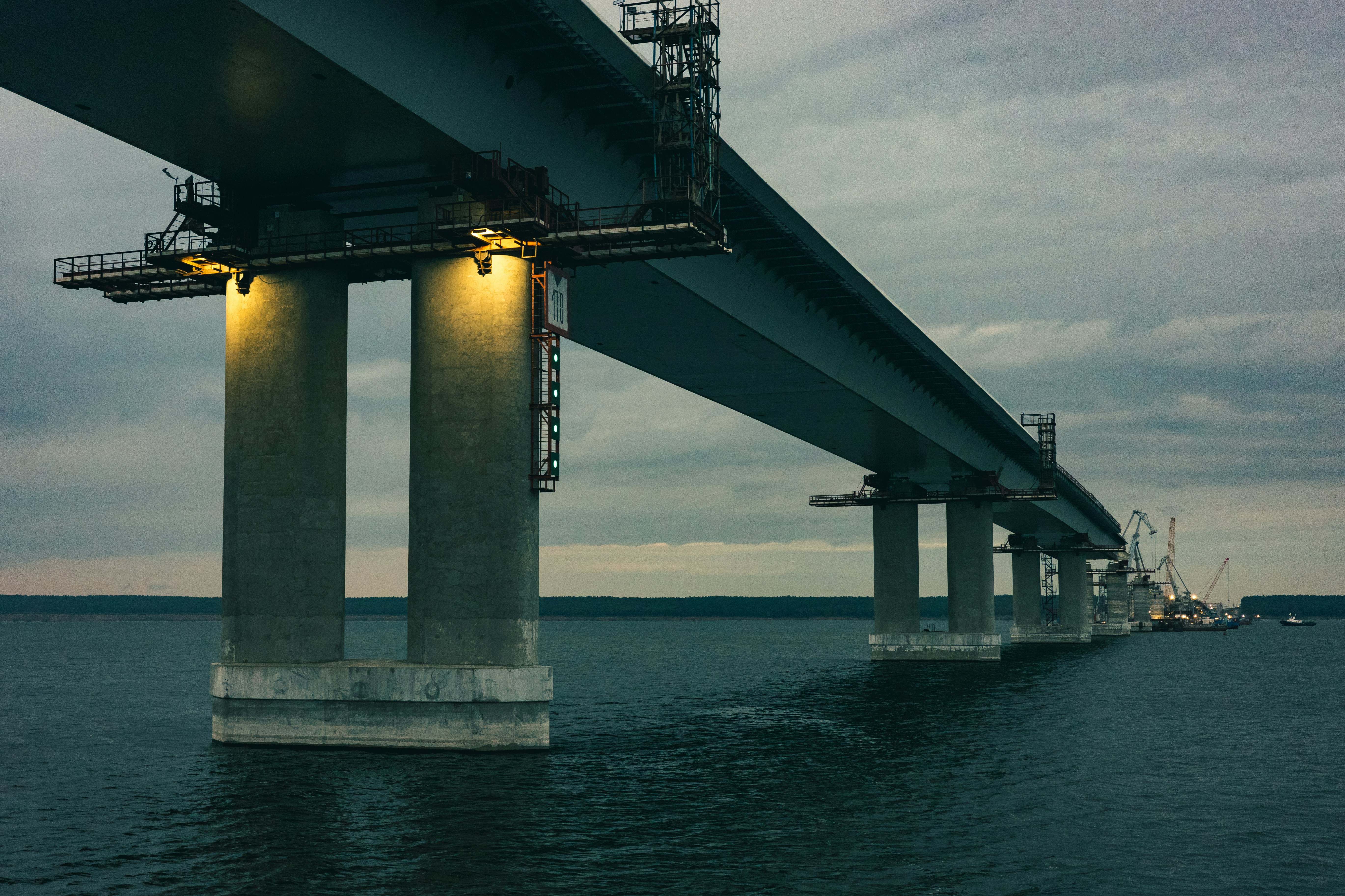 Photo by Red Shuheart with Ricoh GR IIIx