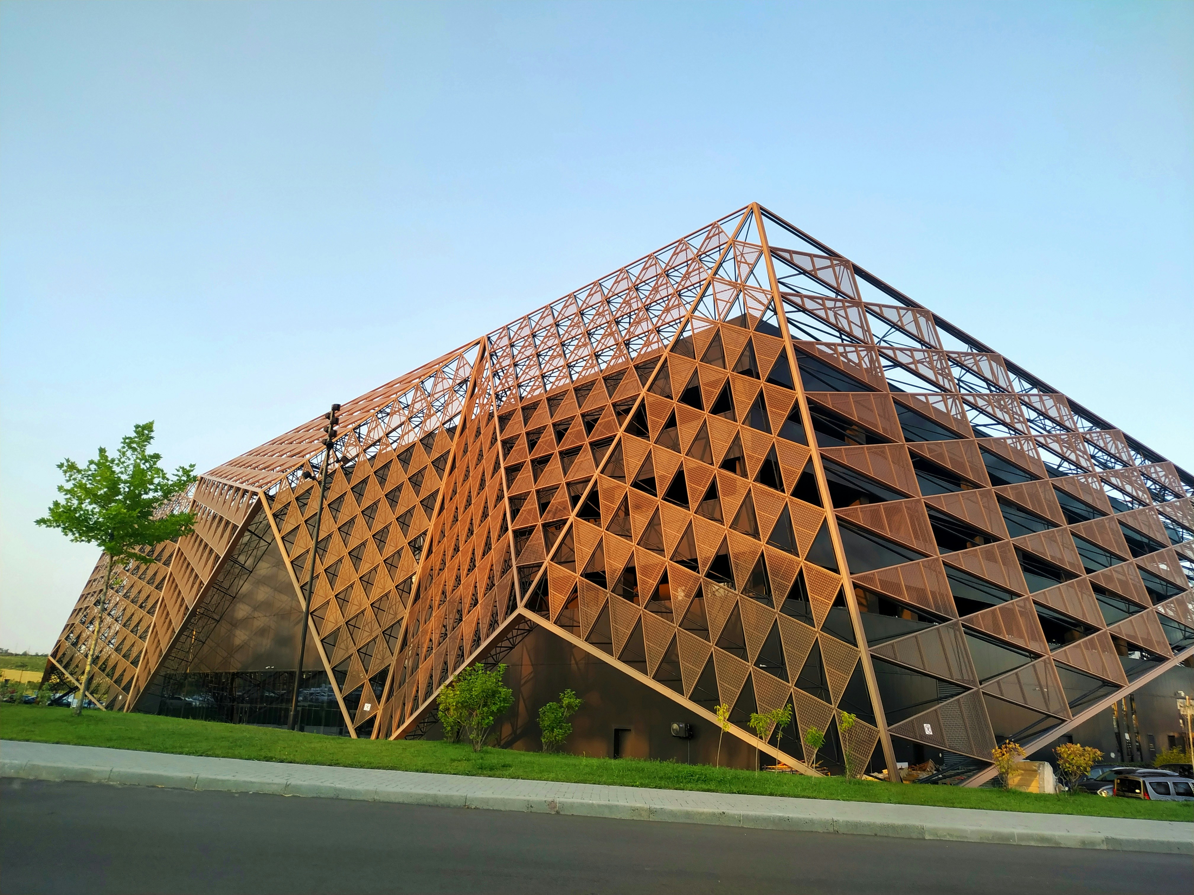 A very large building that has some kind of structure on top of it ...