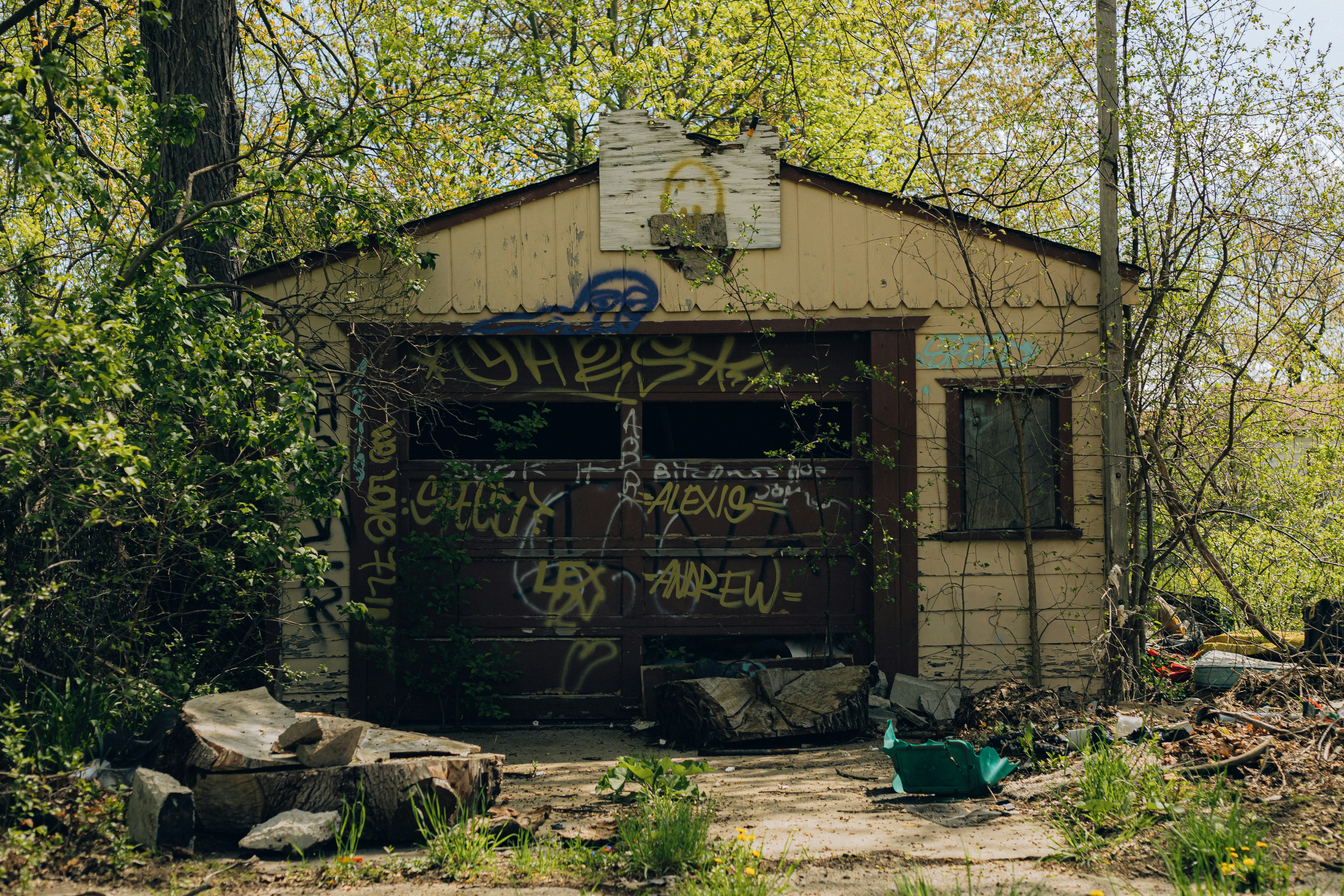 Graffiti-Kissed Deterioration: The Abandoned Garage at Dappled Gold