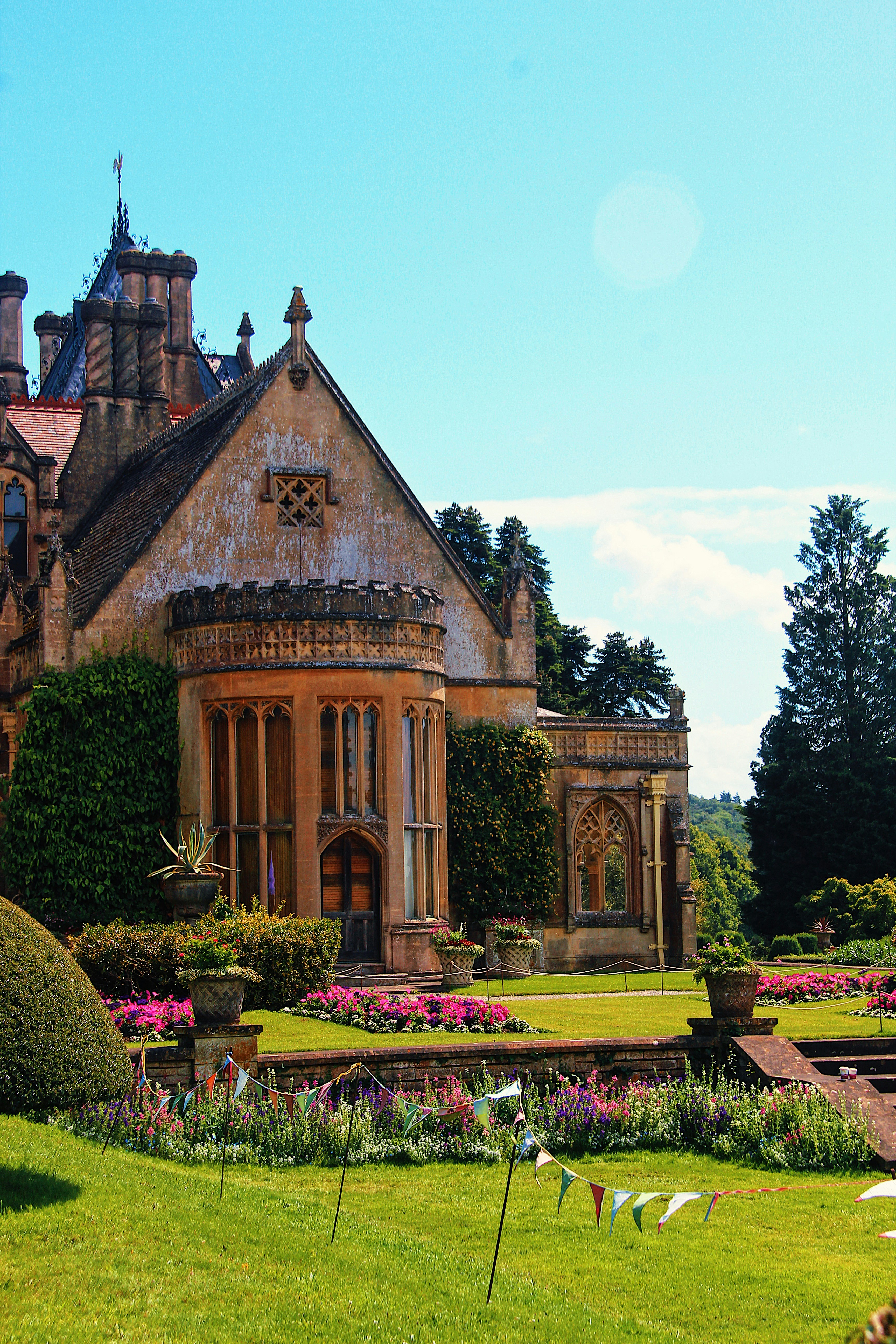 A large building with a garden in front of it photo – Free Tyntesfield ...