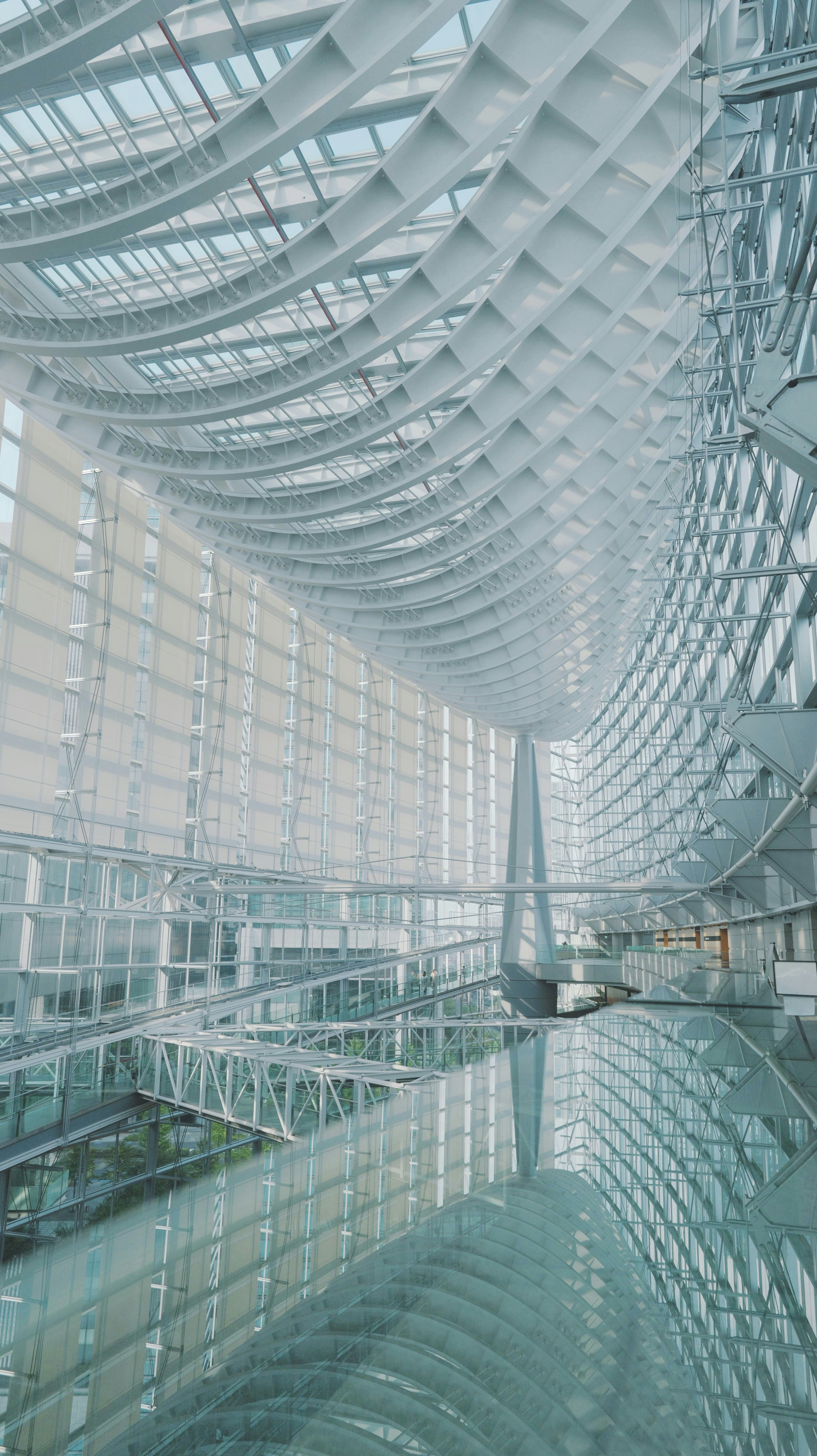 A very large building with a very long ceiling photo – Free Tokyo Image ...