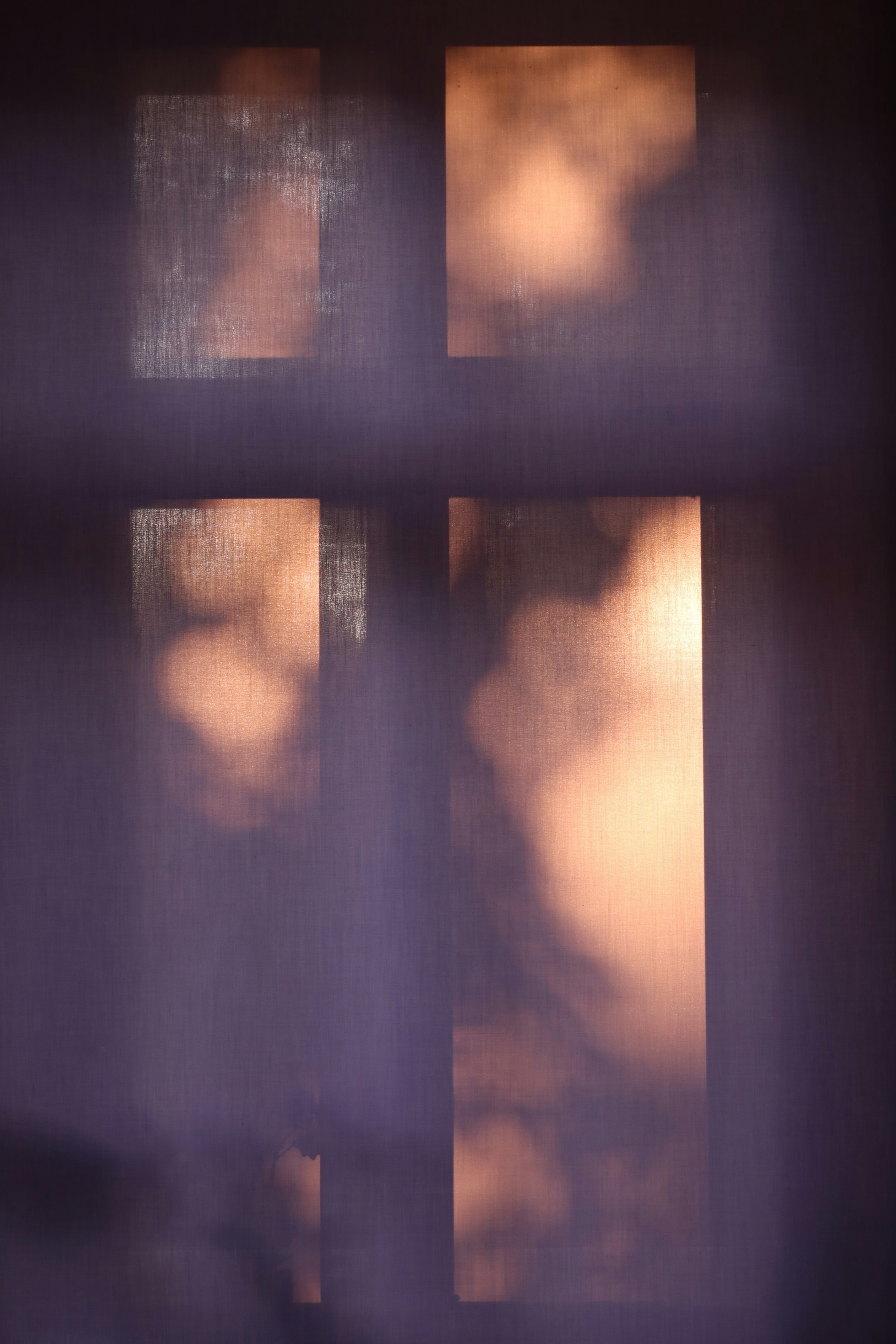 A blurry photo of a person's face through a window photo – Free Pattern ...