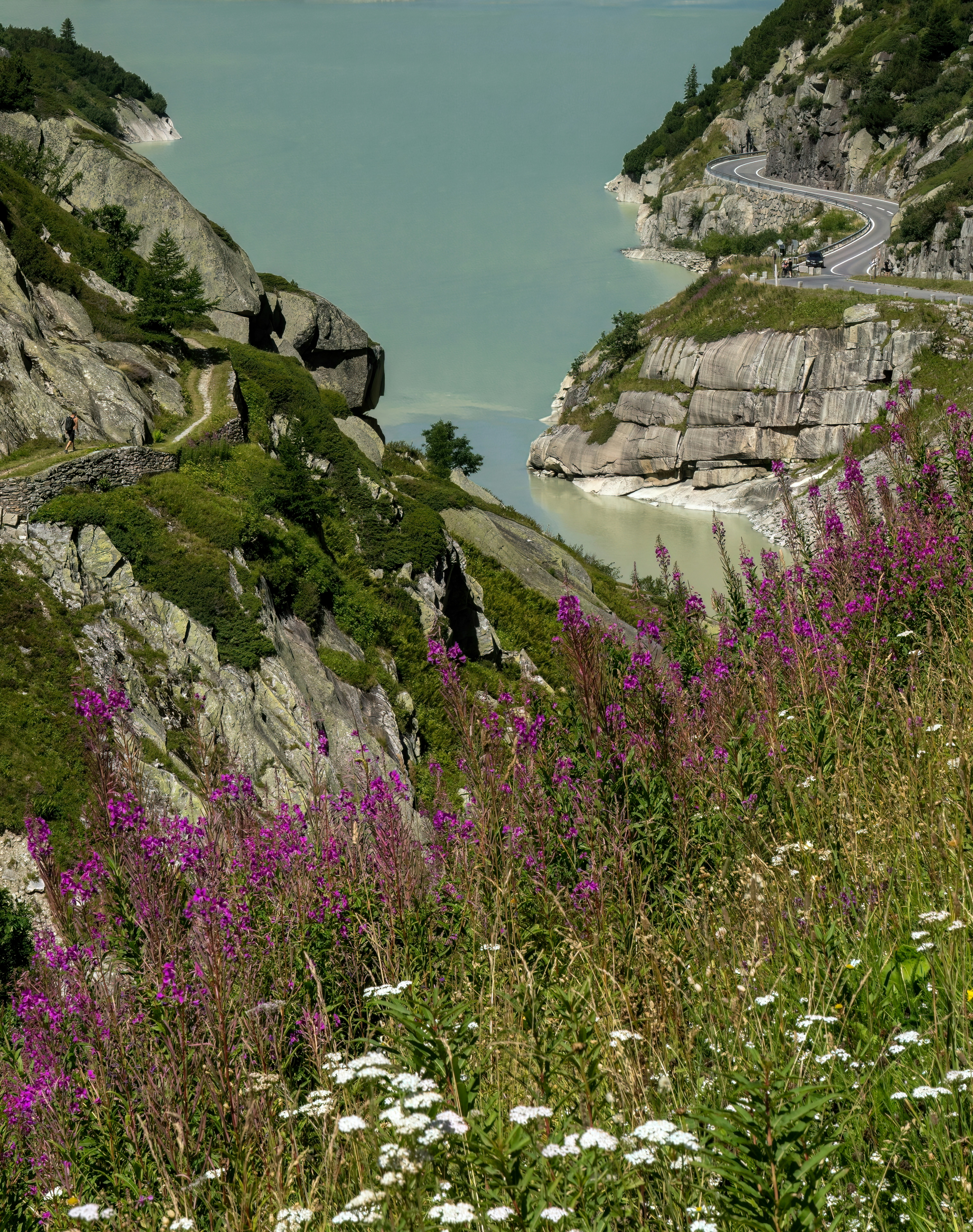 Alpine Floral Cascade