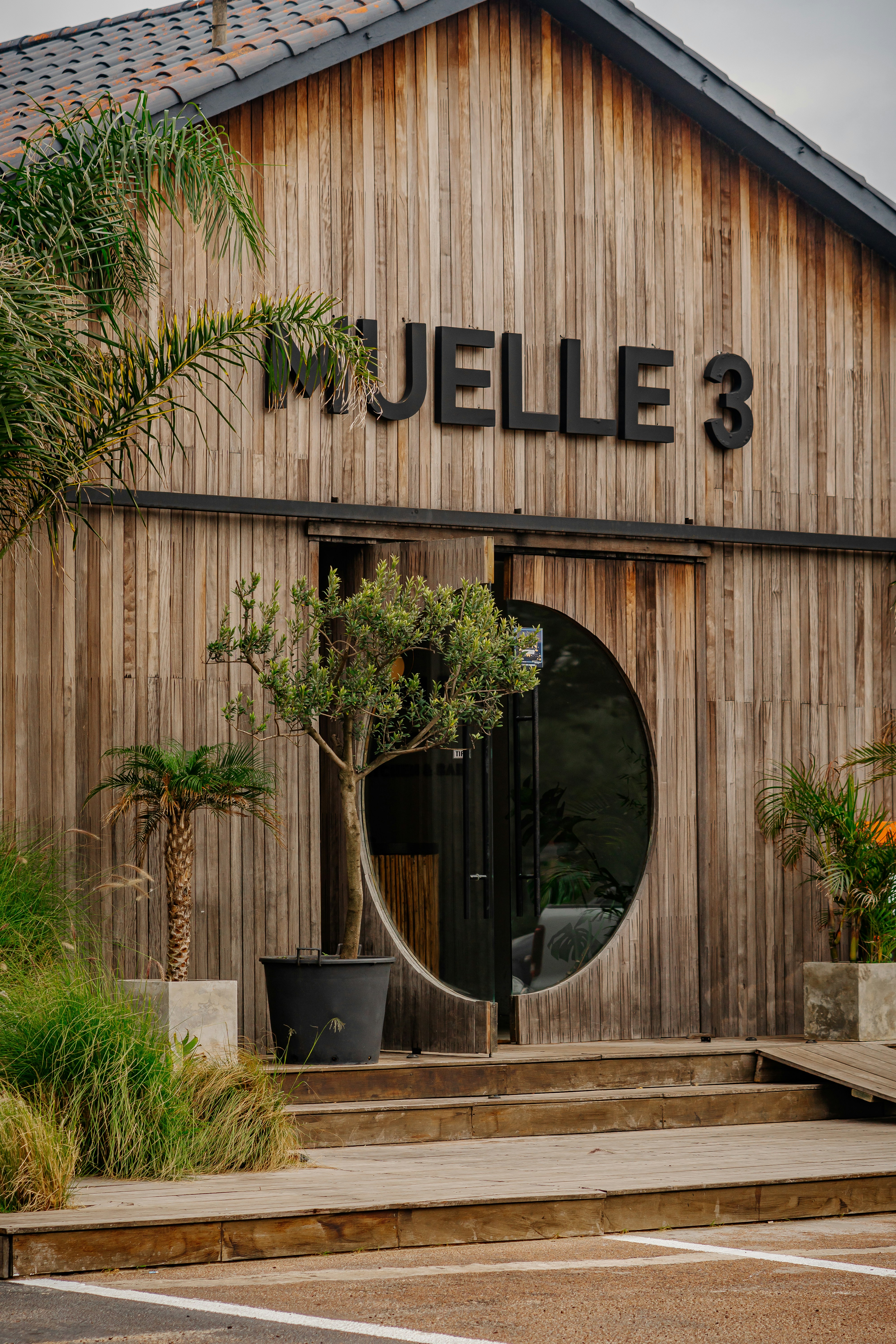 Fachada de restaurante en Punta del Este