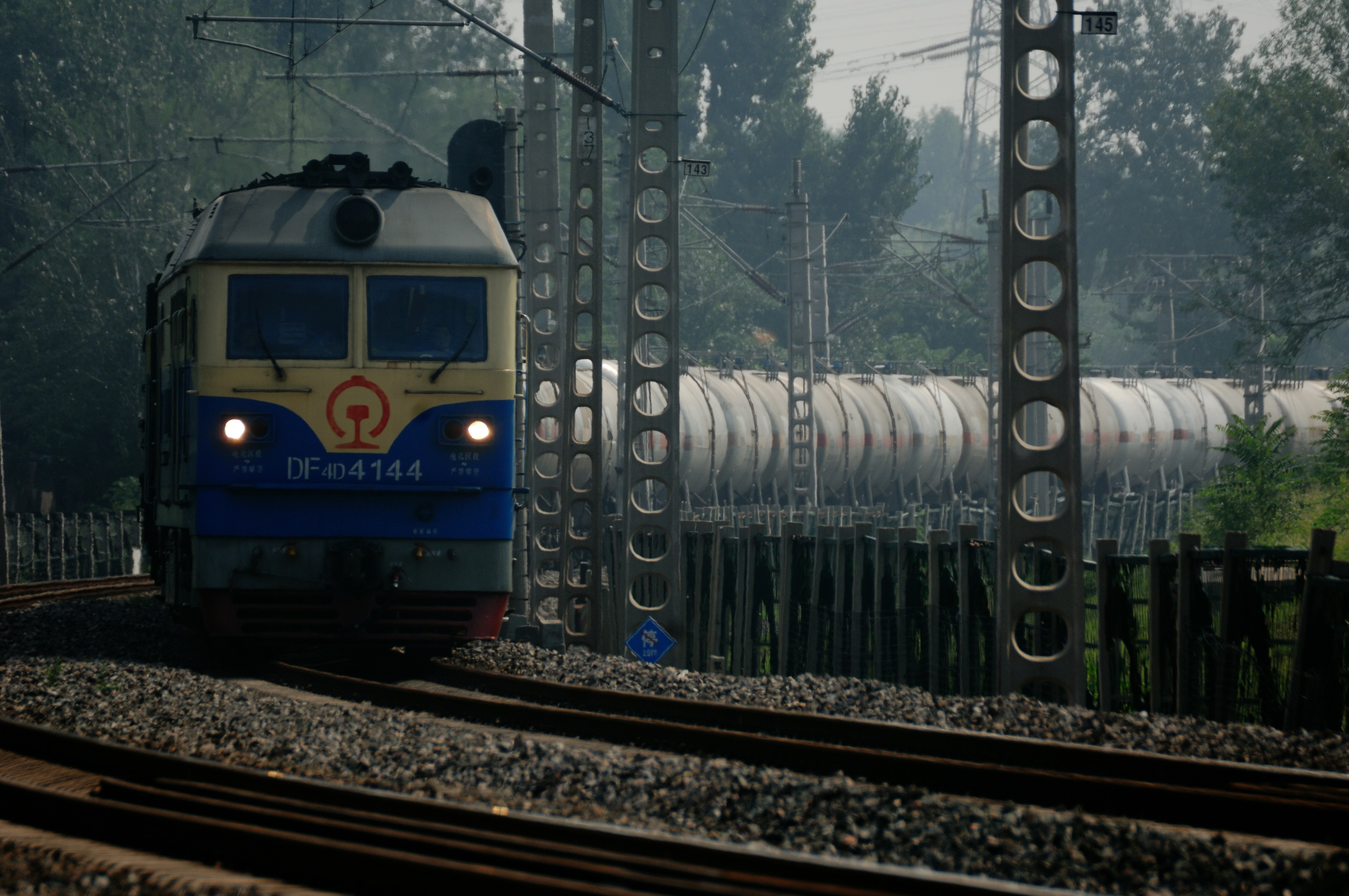 Photo by KUA YUE with Nikon D2X