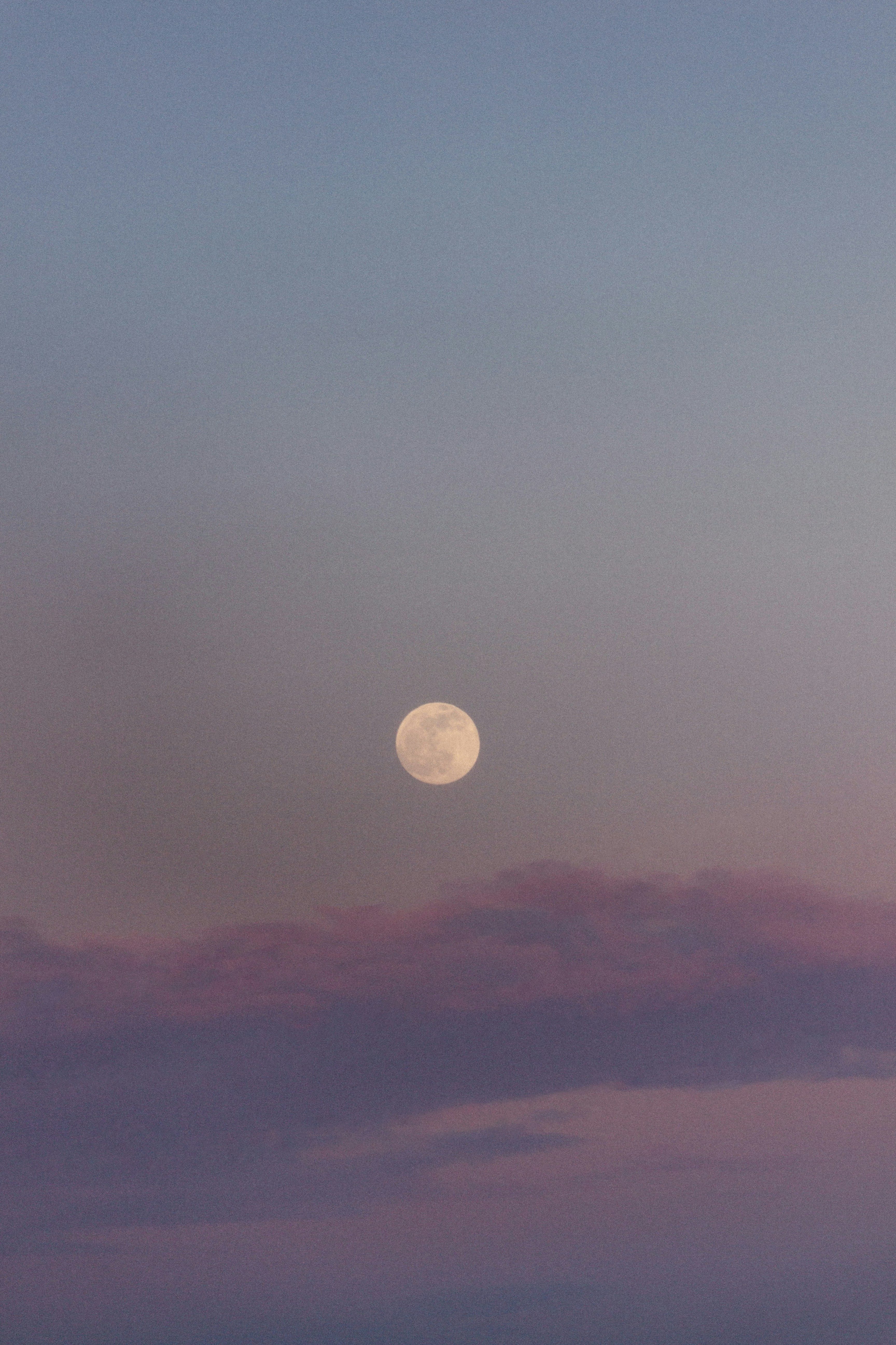 A full moon is seen in the sky photo – Free Turkey Image on Unsplash