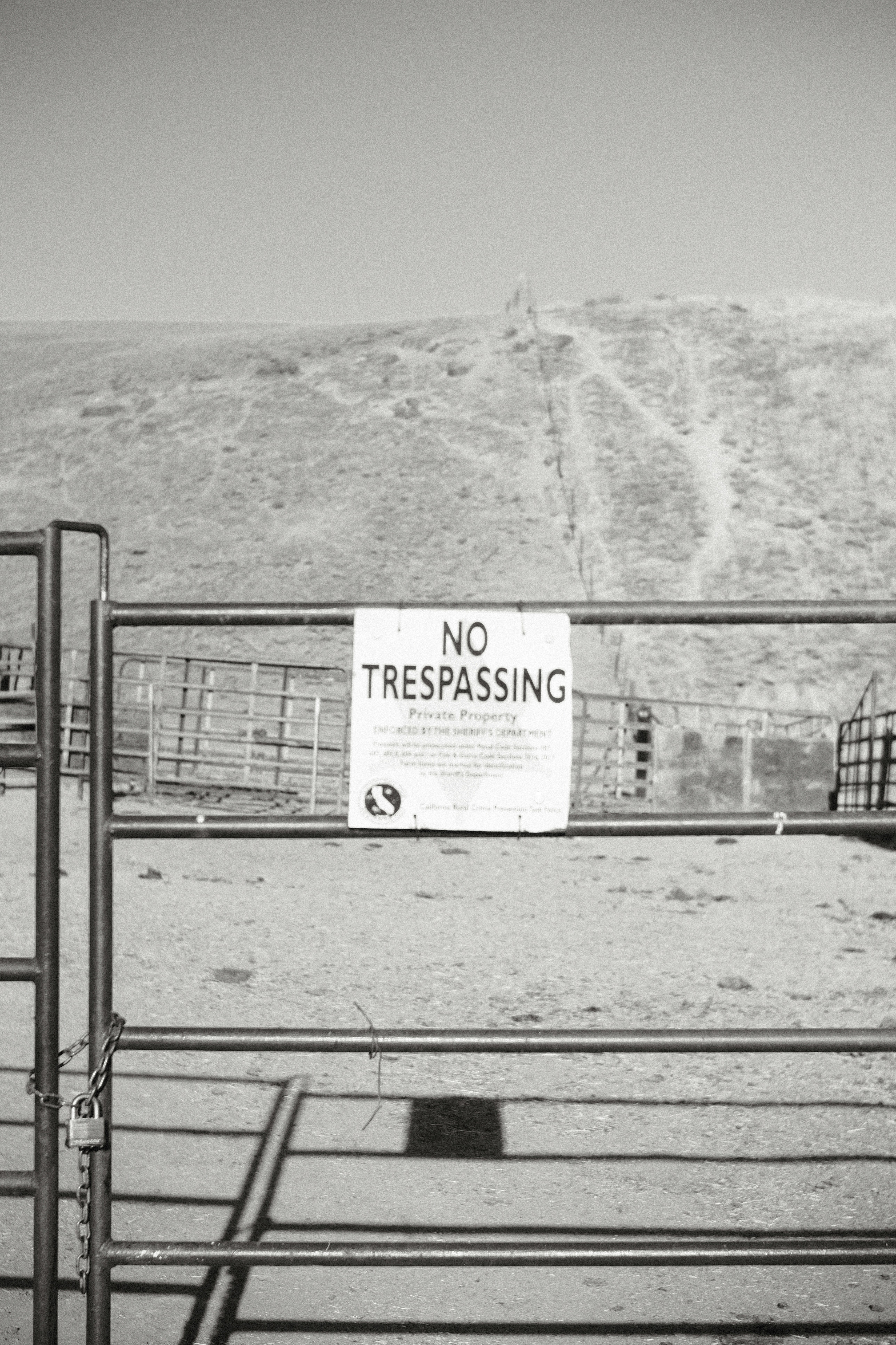 No Trespassing: Quiet Gate to a Worn-path Horizon