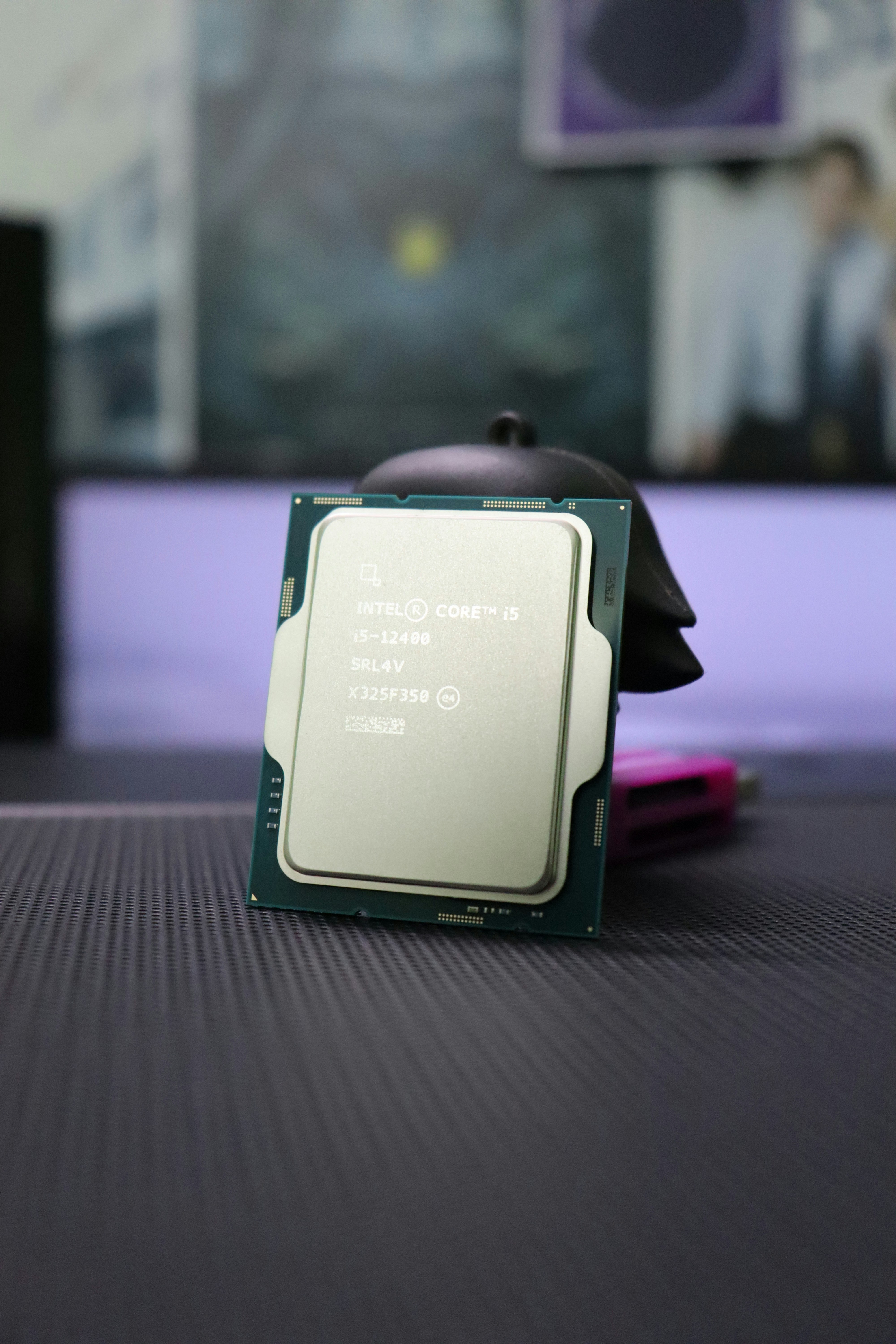 A cpu chip sitting on top of a table photo – Free Coimbatore Image on ...
