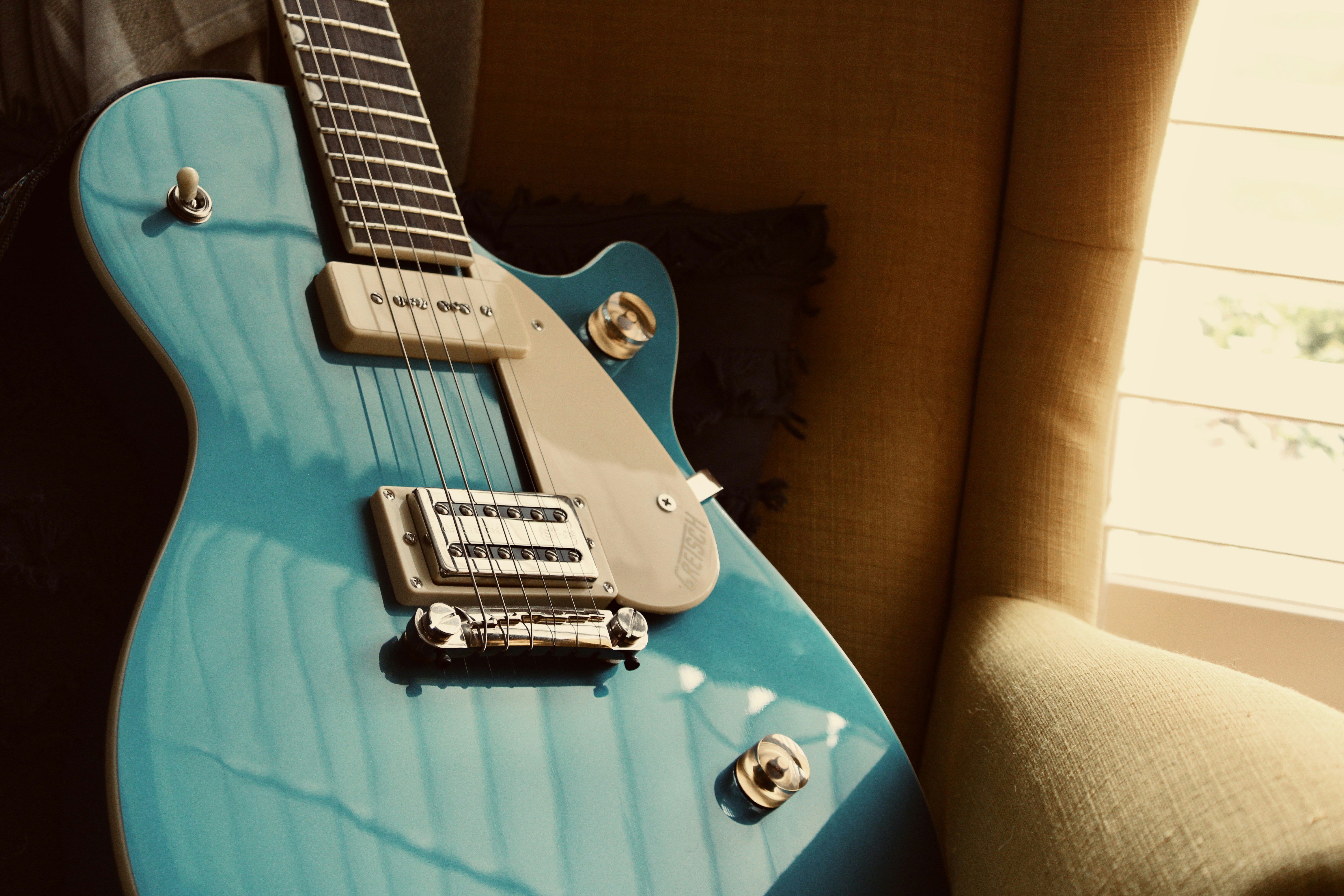 Blue Guitar Pictures | Download Free Images on Unsplash