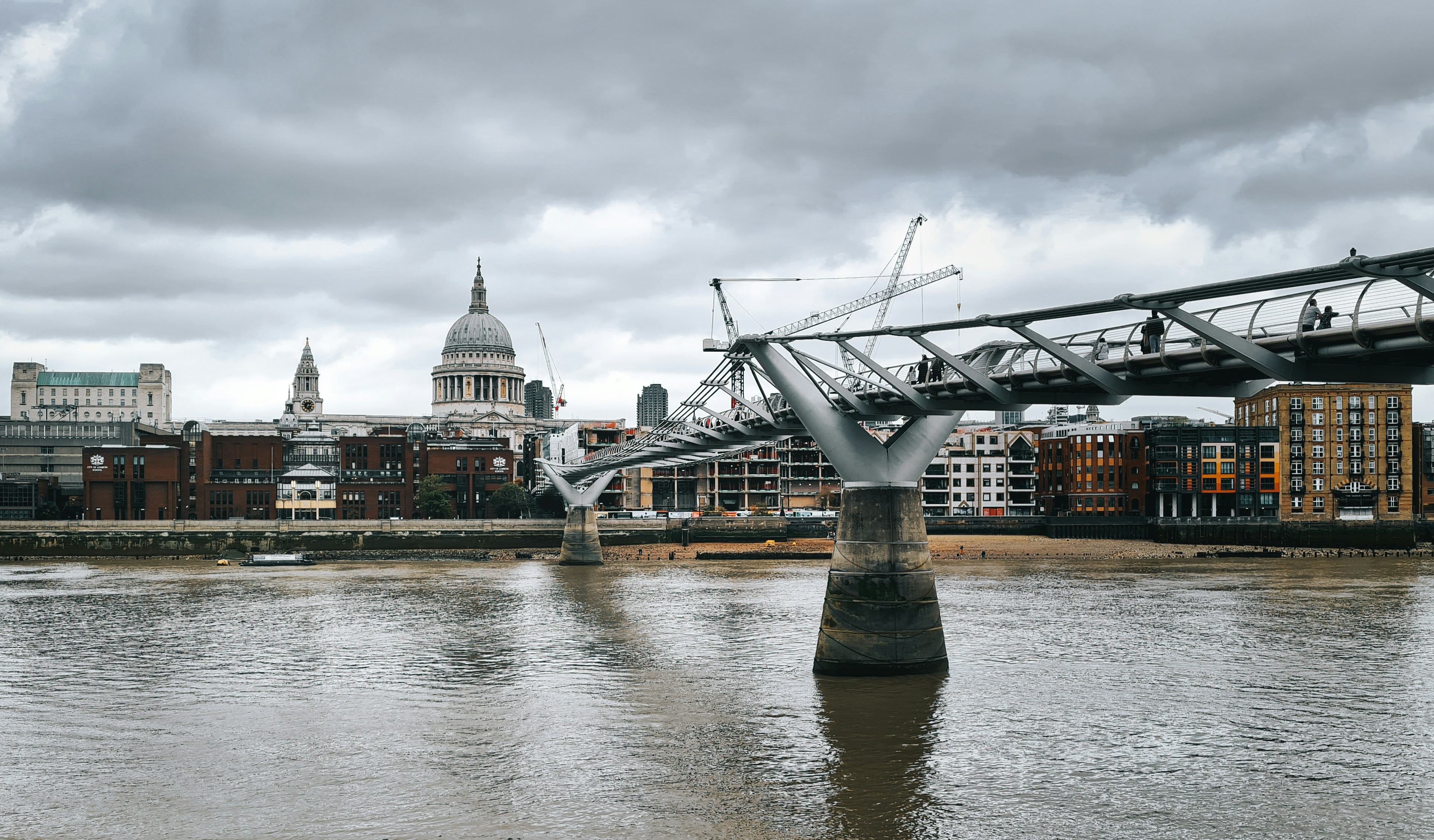 Silvan Arnet (@silvanarnet) | Komunitas Foto Unsplash