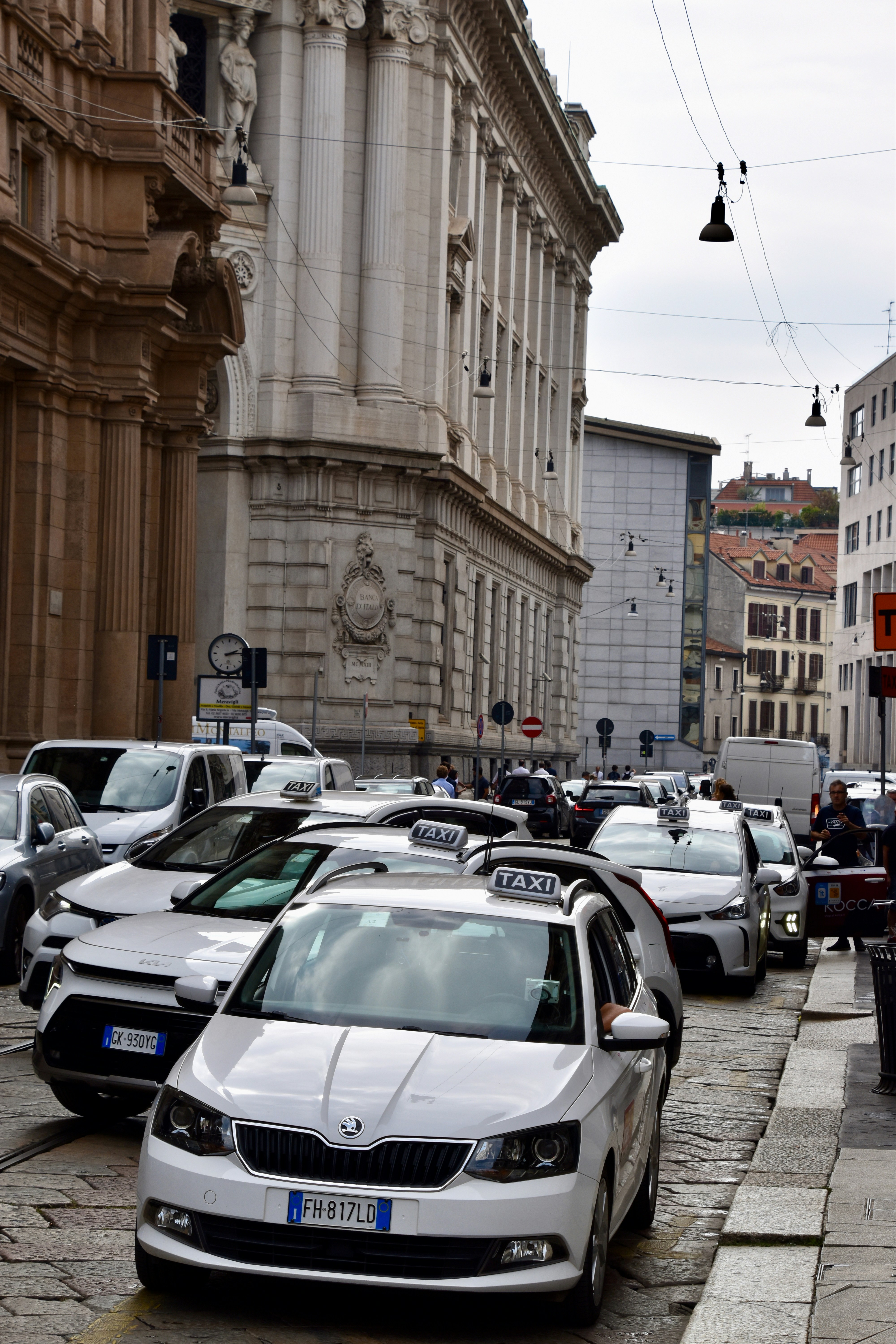Taxi Confluence on a Historic European Street