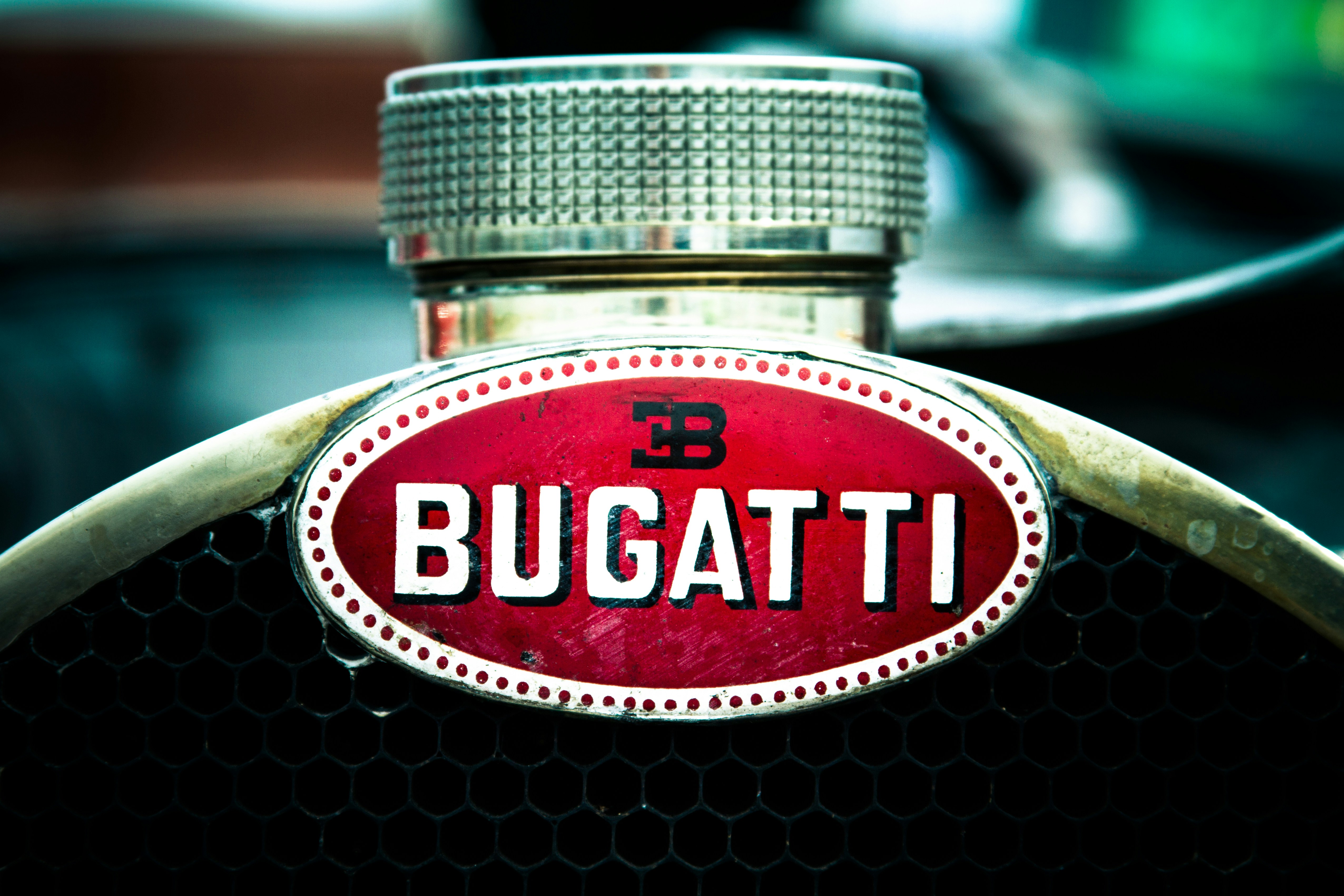 Bugatti Wallpaper 4k Pc Pictures | Download Free Images on Unsplash