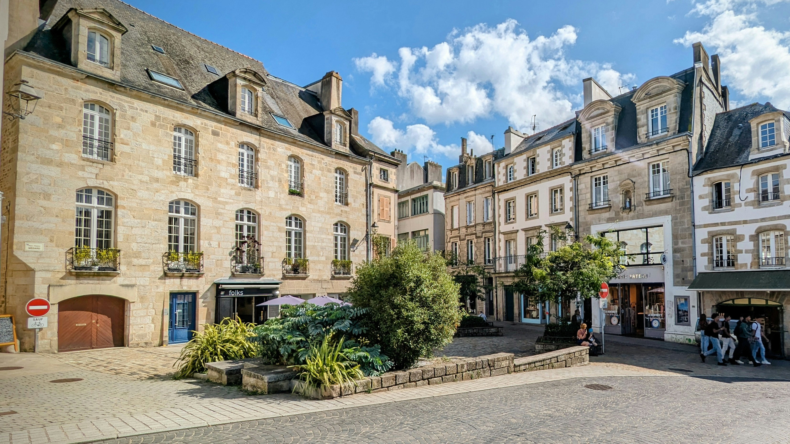 Explore Quimper: Your Complete Travel Guide