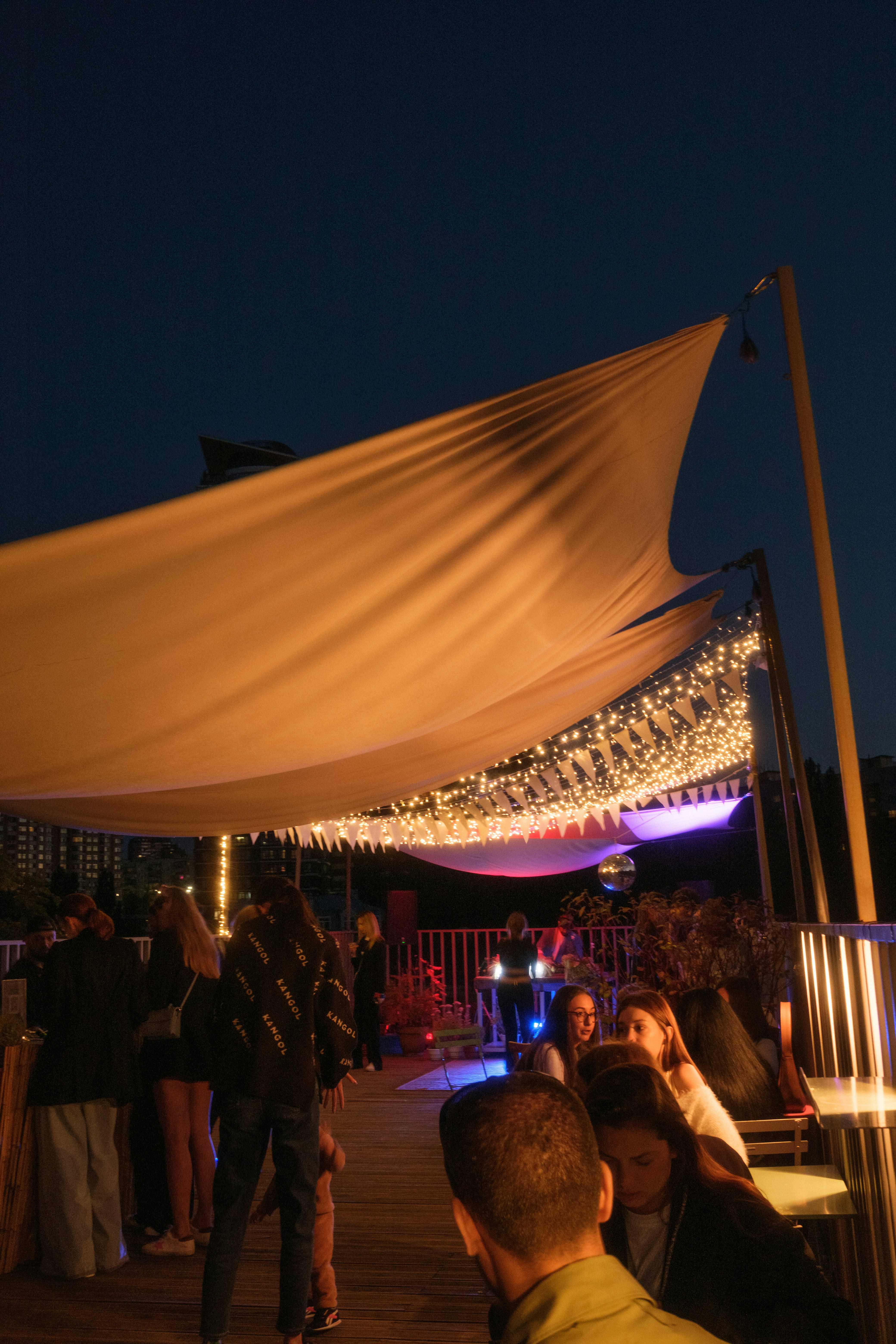Rooftop Party Pictures | Download Free Images on Unsplash