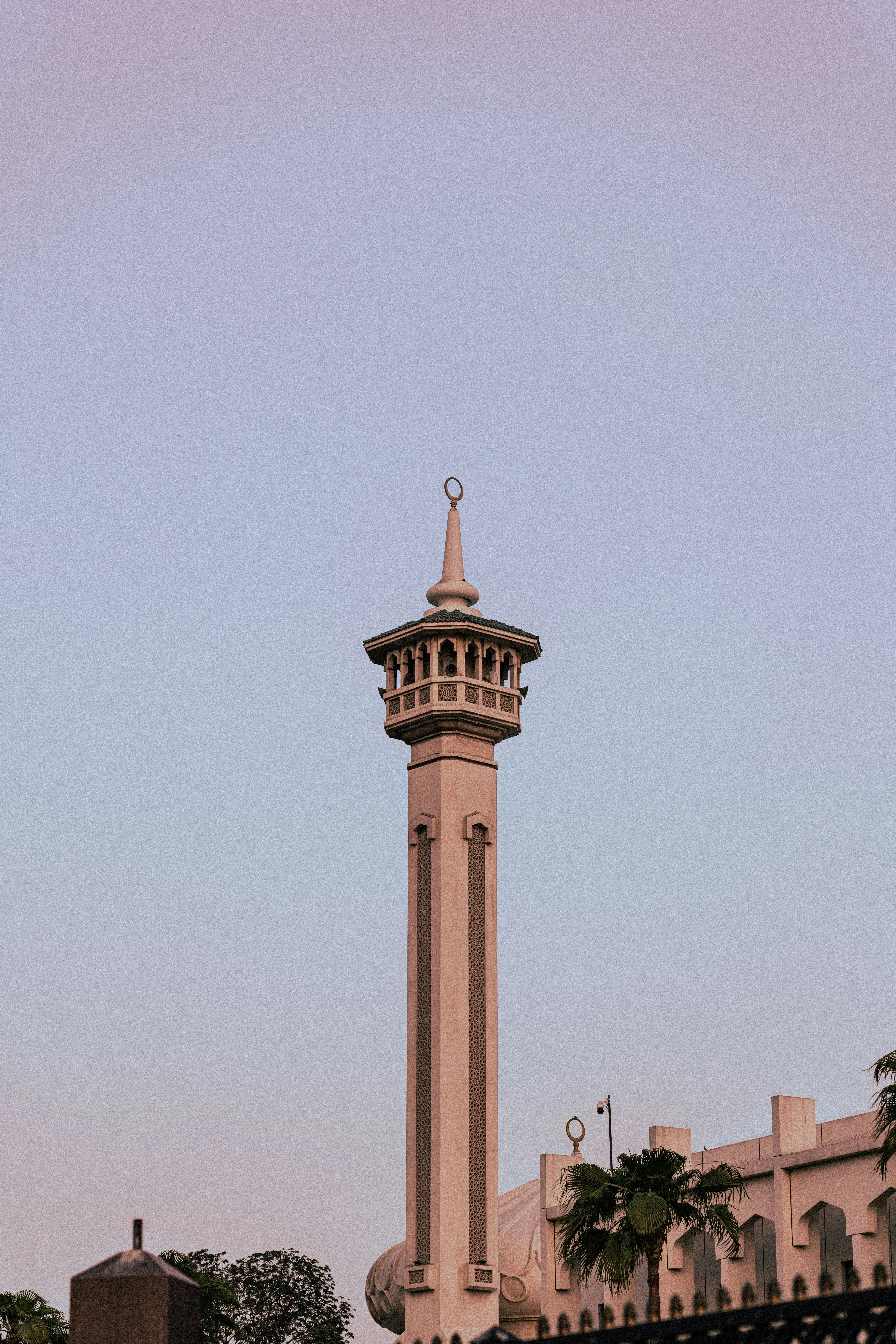 A tall clock tower towering over a city photo – Free Dubai - united ...