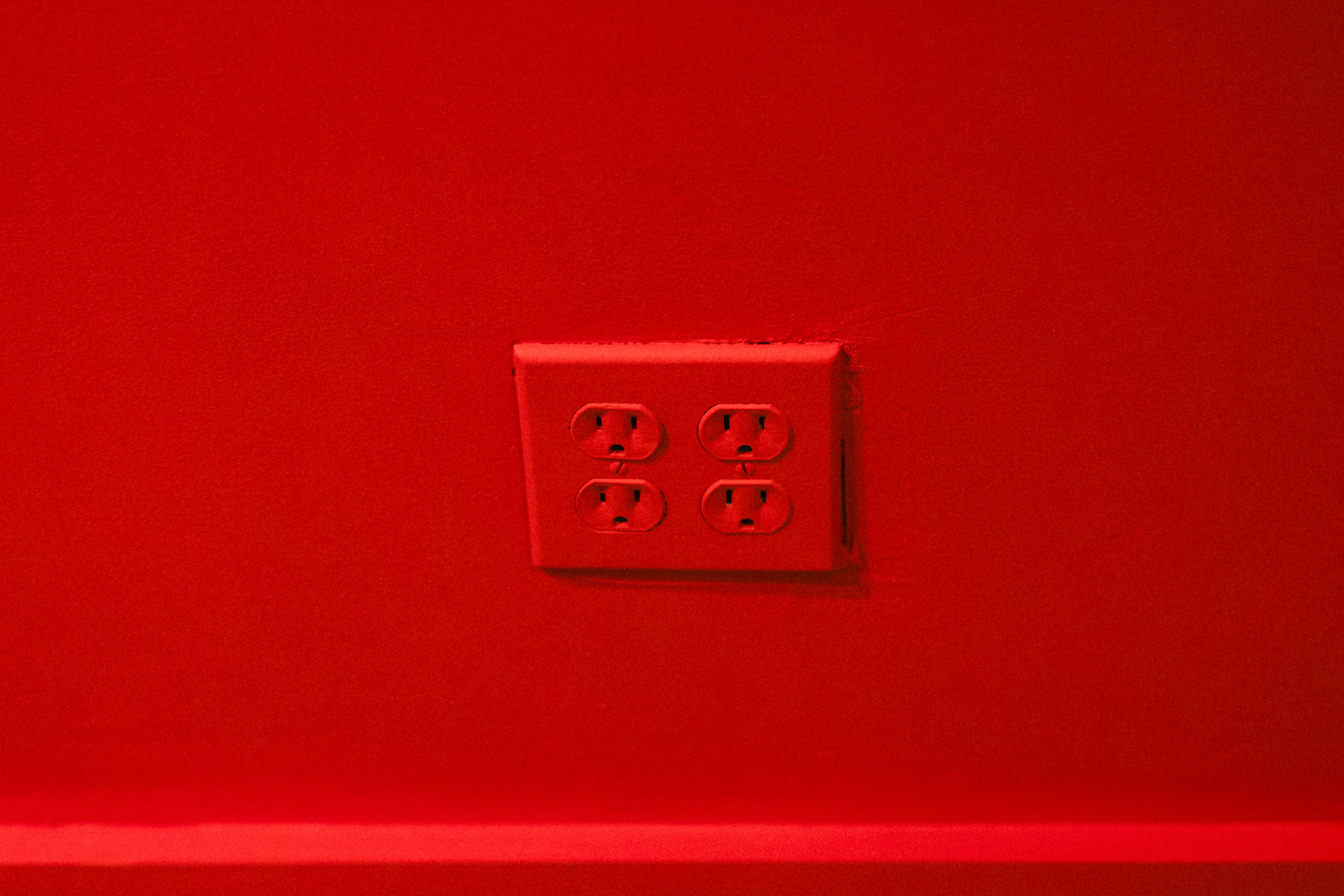 Photo by Jason Leung with Canon EOS R6