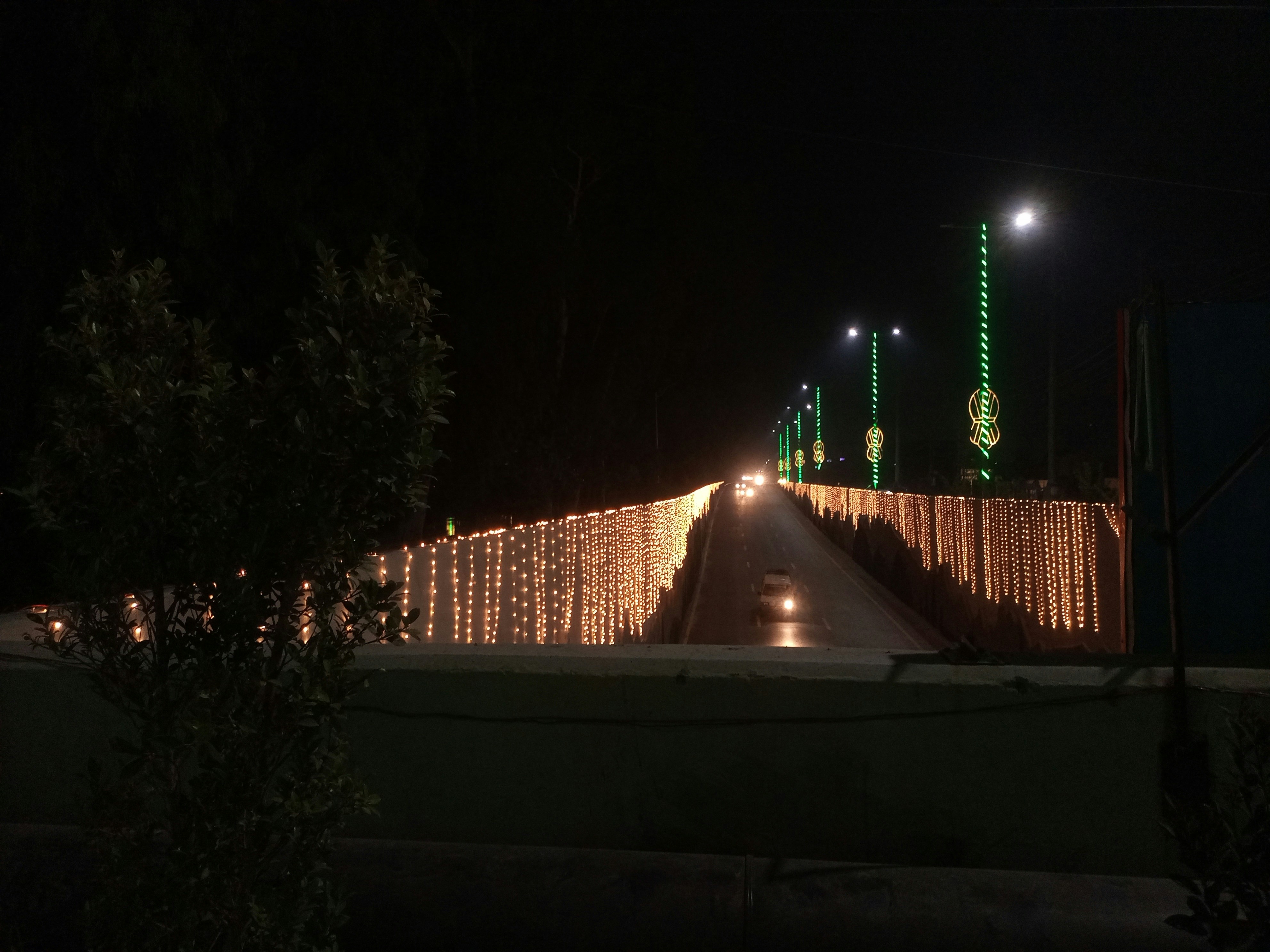 Muhammad Talha Tayyeb Zaffar (@mttz_edu) | Unsplash Photo Community