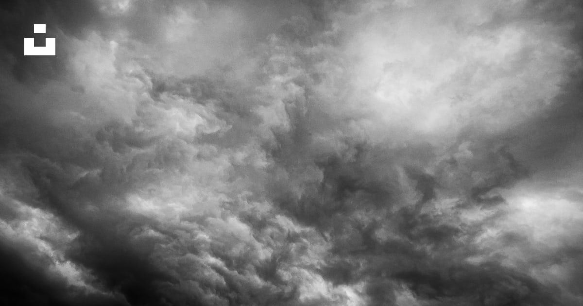 曇り空の白黒写真の写真 Unsplashの無料空写真