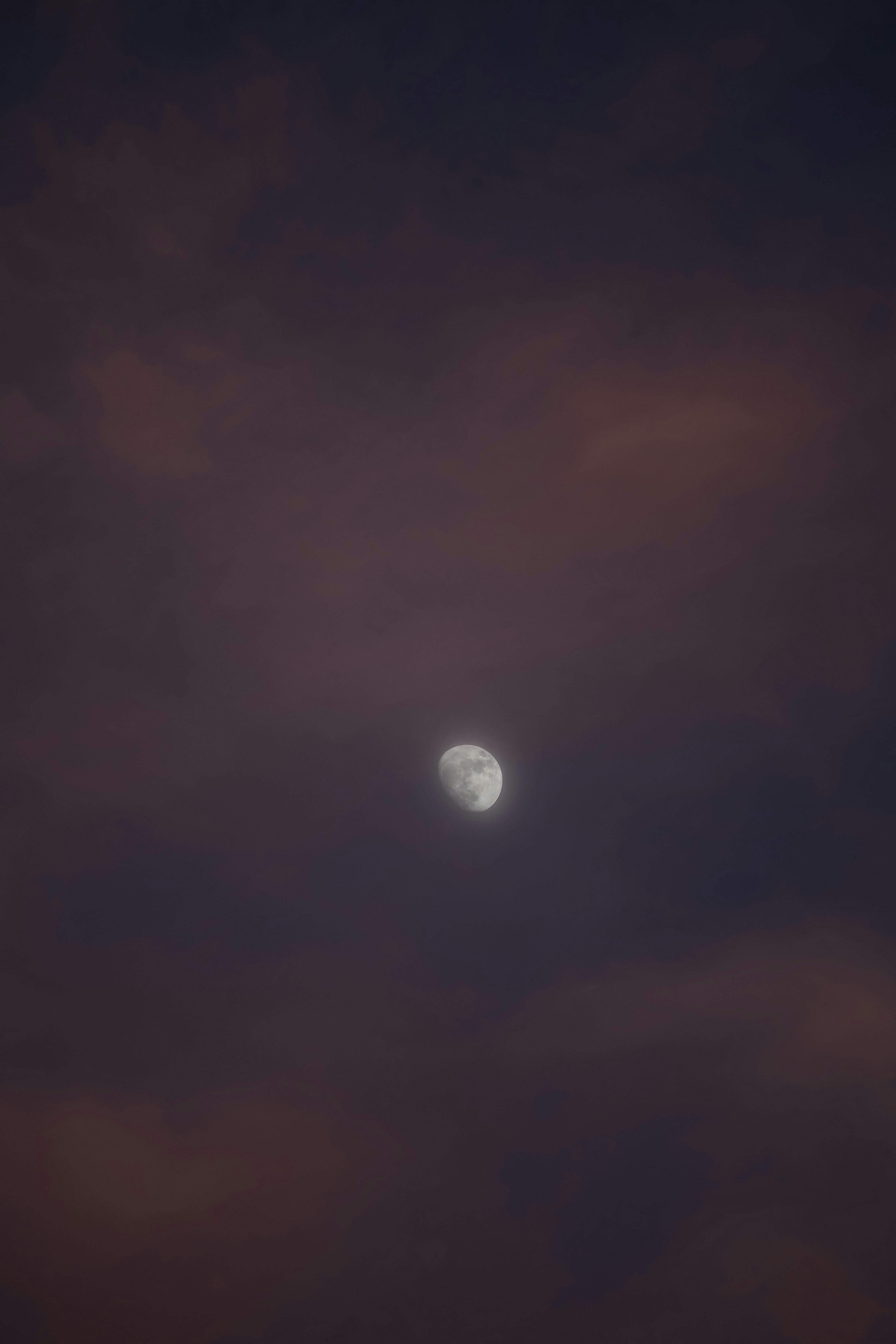 A full moon is seen in the night sky photo – Free Moon Image on Unsplash