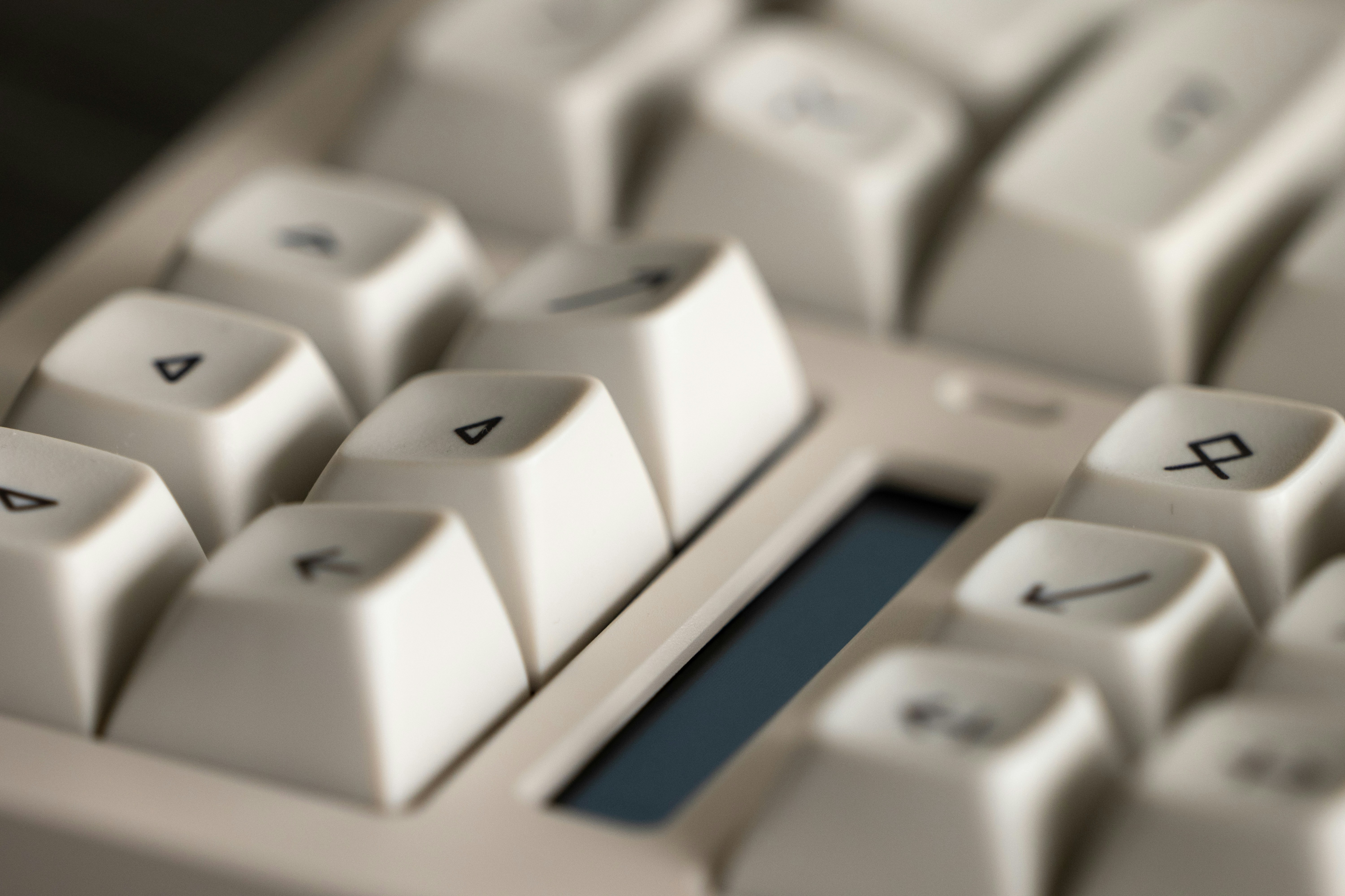 A close up of a computer keyboard with the keys missing photo – Free ...