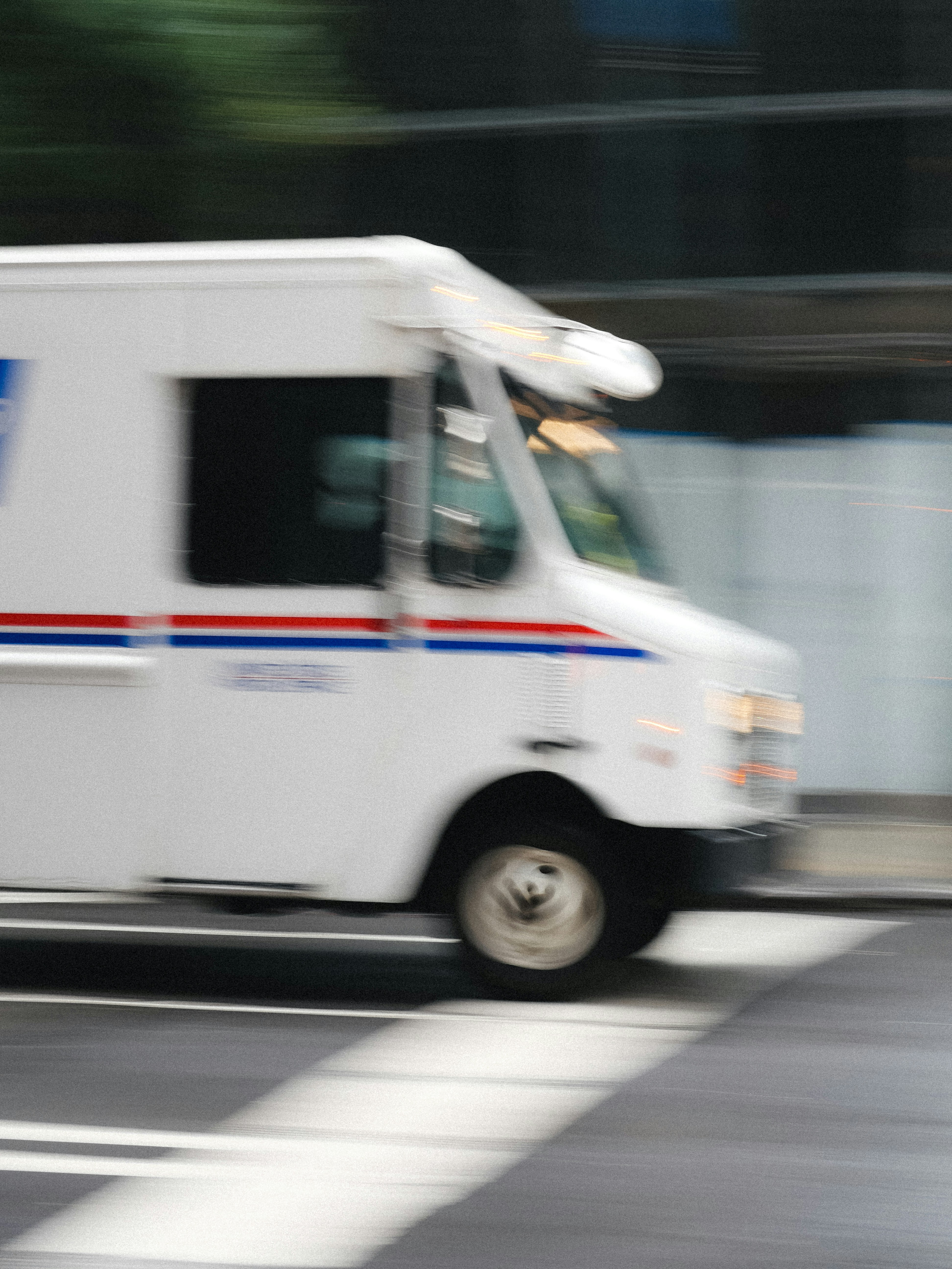 Un camion de livraison