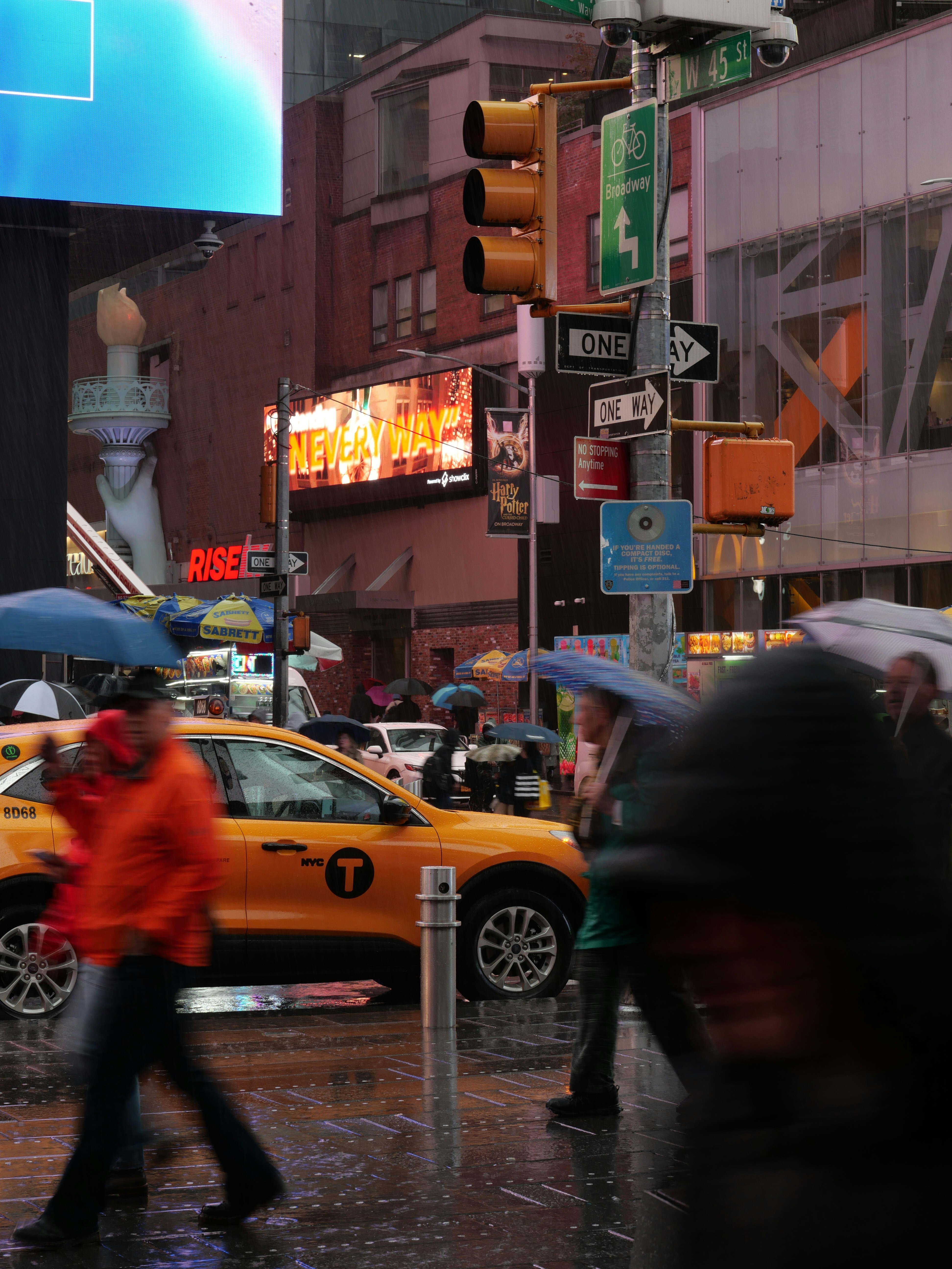 Une rue de New-York sous la pluie
