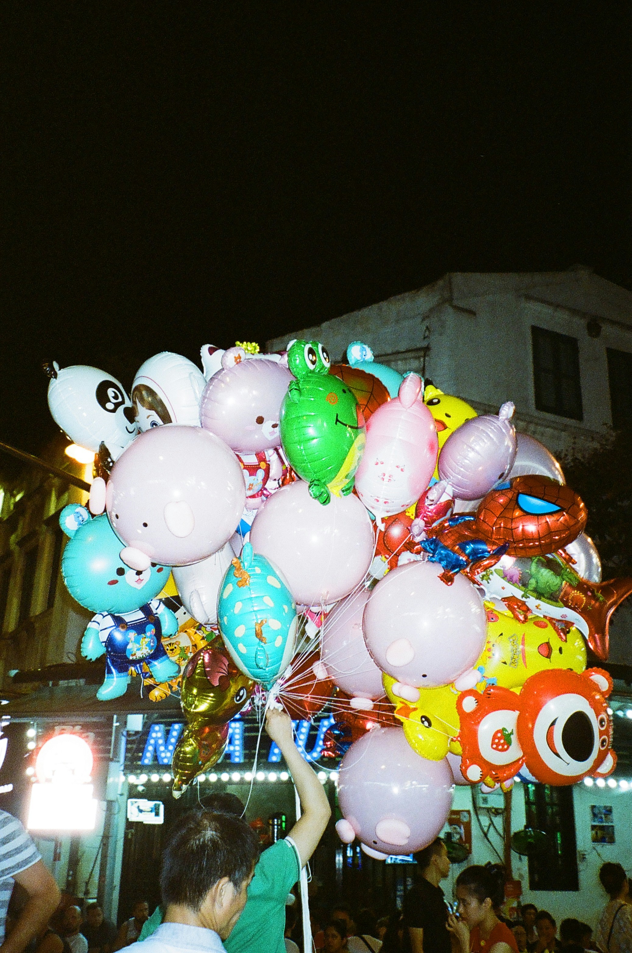 A bunch of balloons that are in the air photo – Free Vietnam Image on ...