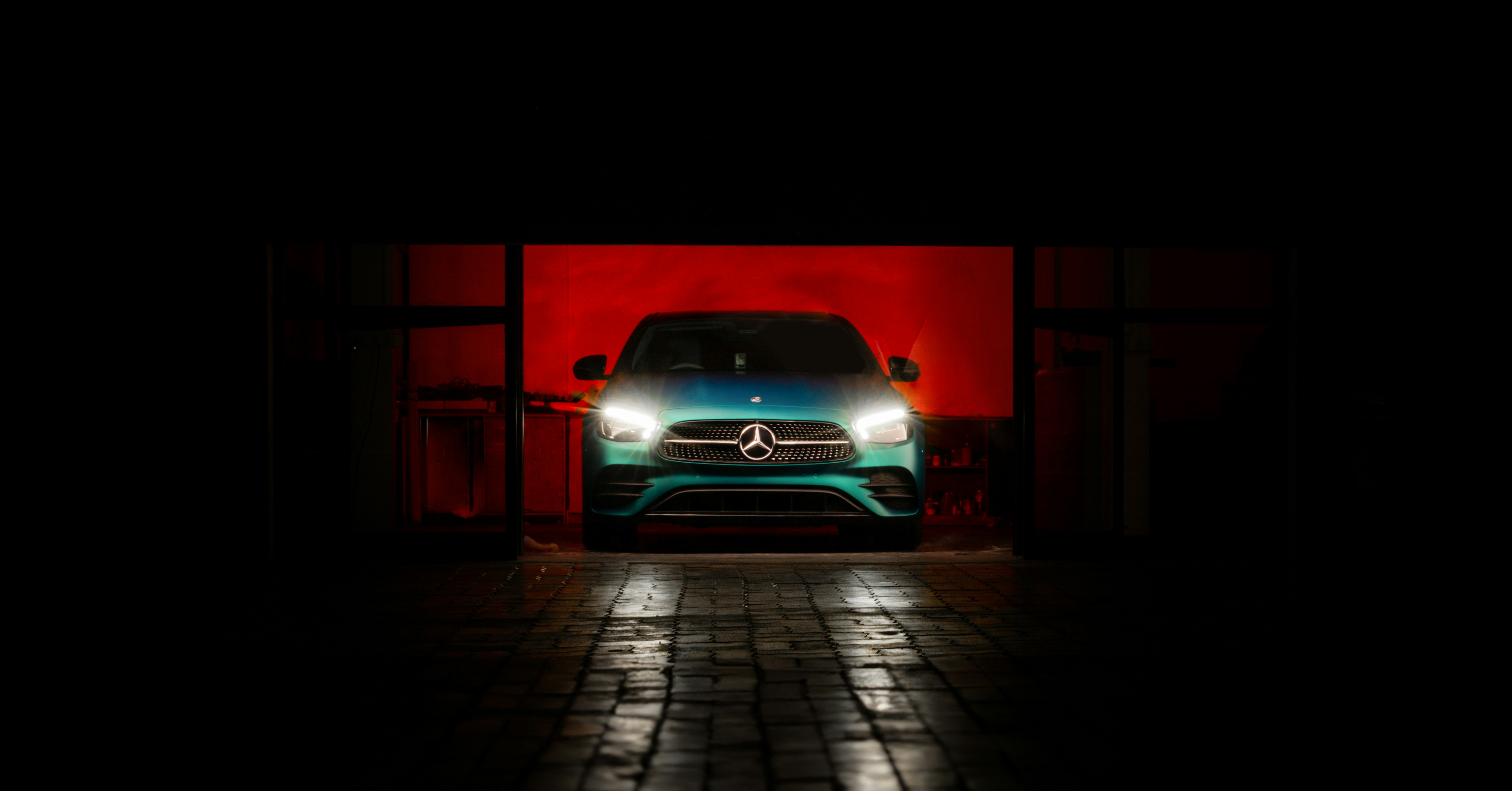 Emerald Elegance: Mercedes E350D's Bold Unveiling