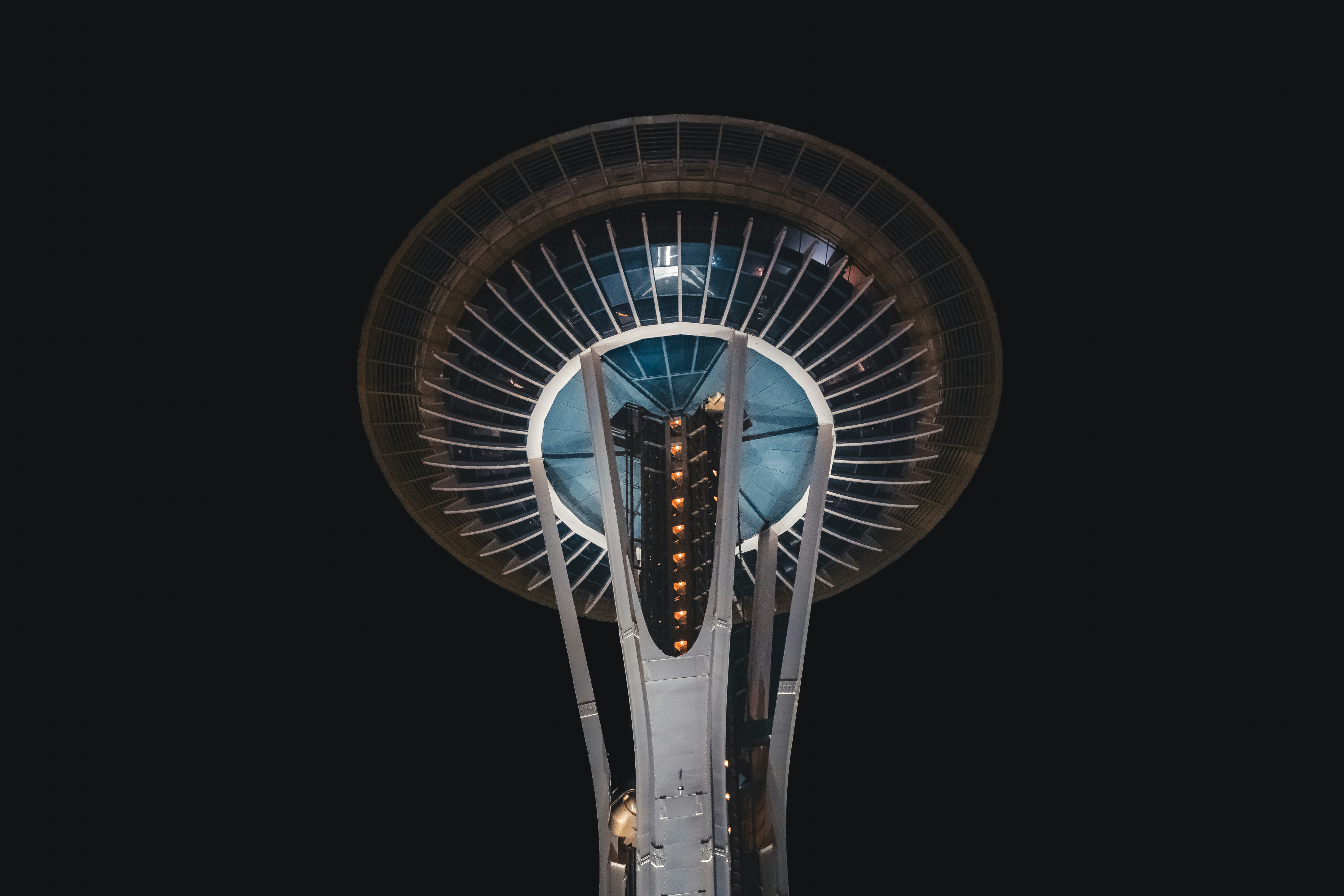A very tall building with a very tall tower photo – Free Space needle ...
