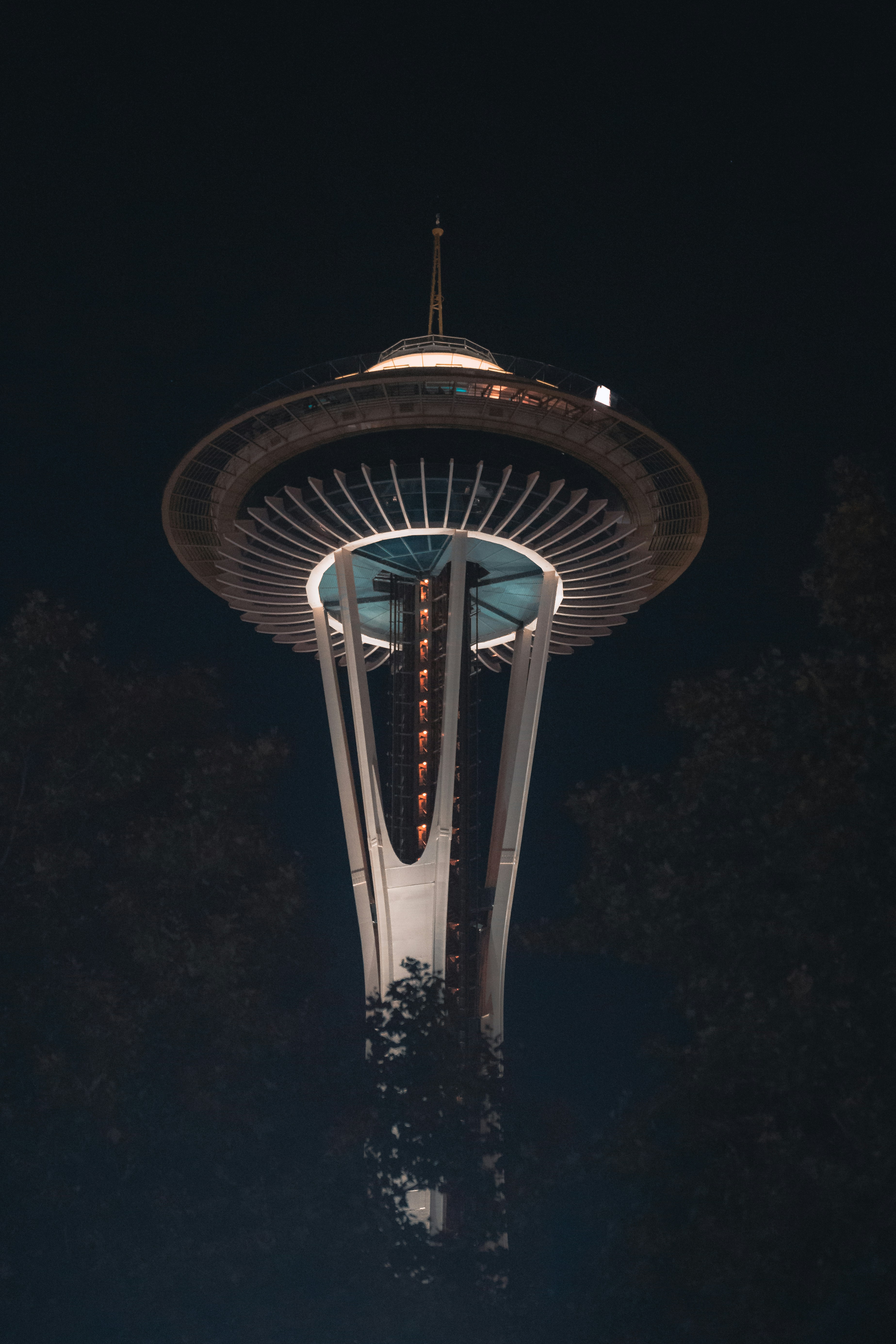 The space needle at night with the lights on photo – Free Building ...