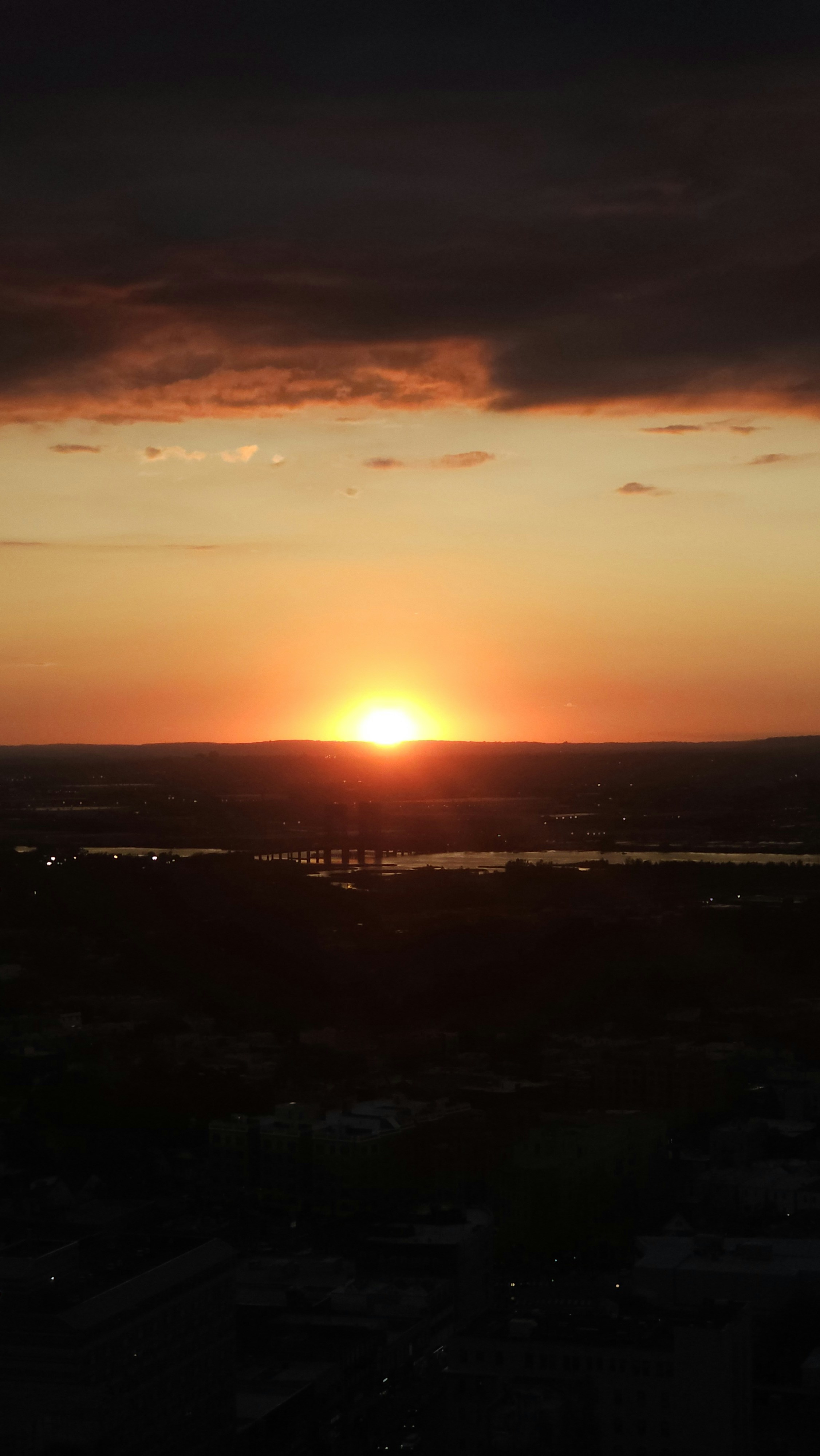 Horizon Ember over a Silent Cityscape