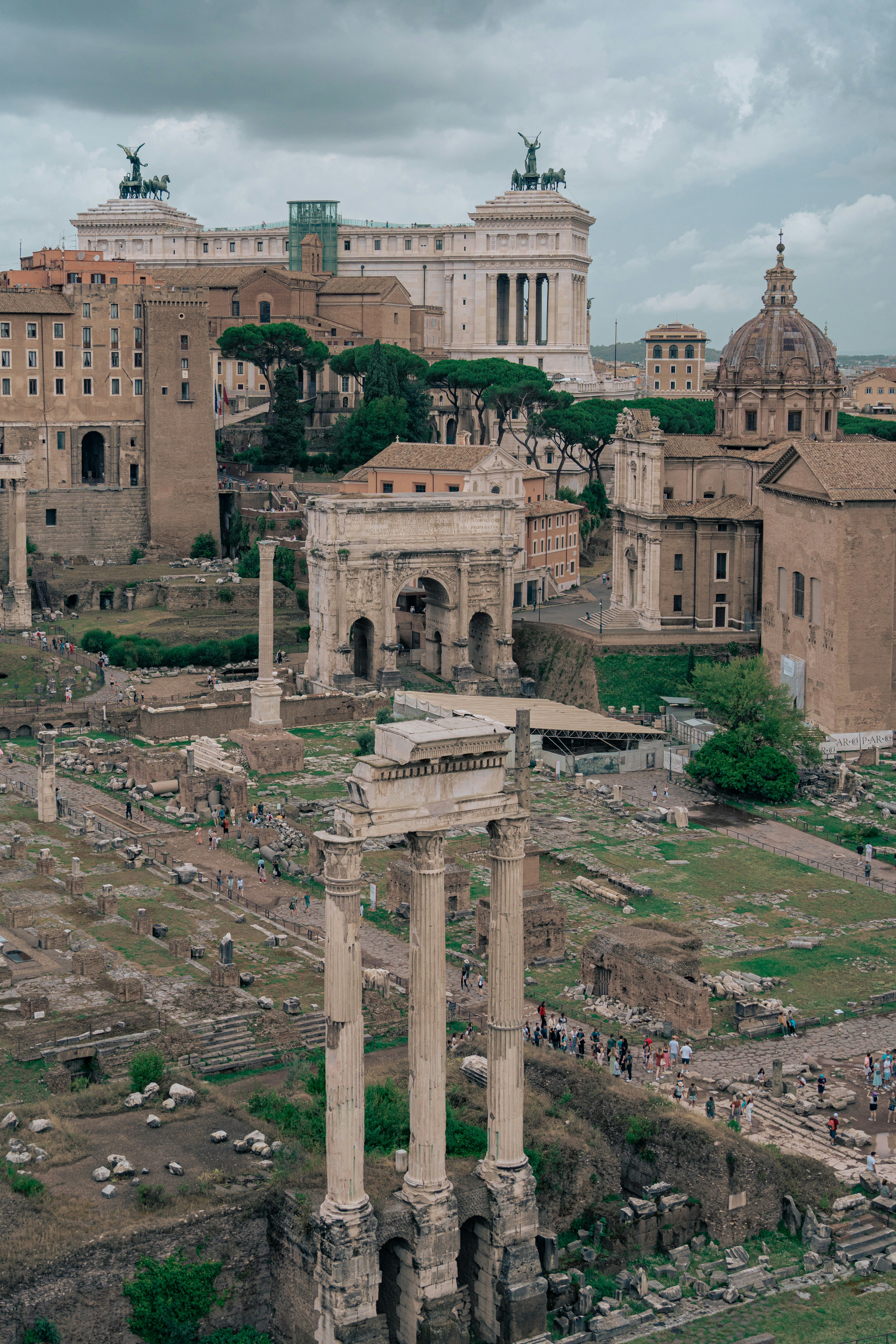 The ruins of the ancient city of rome photo – Free Rome Image on Unsplash