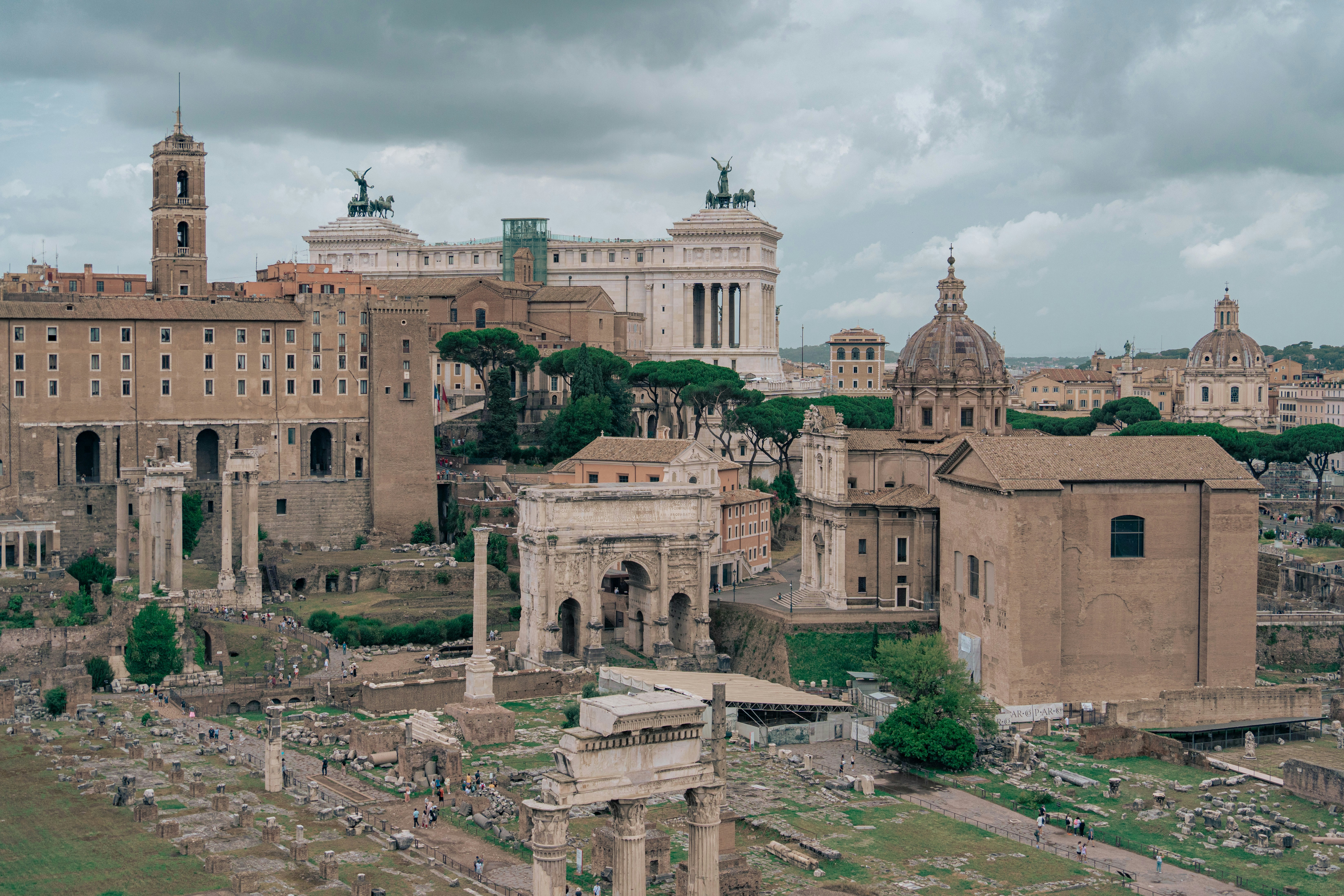 The ruins of the ancient city of rome photo – Free Rome Image on Unsplash