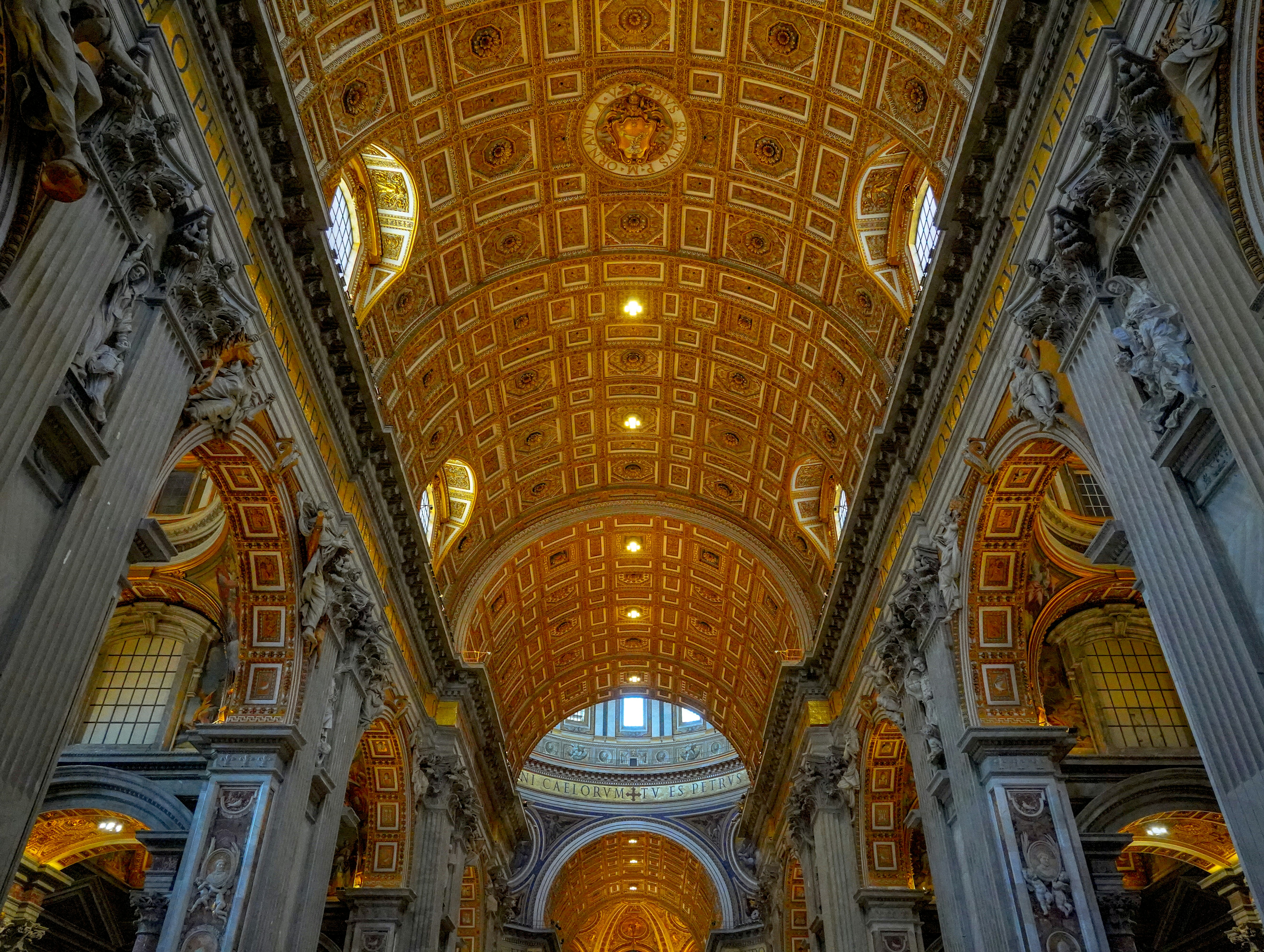 A large cathedral with a vaulted ceiling and columns photo – Free Rome ...
