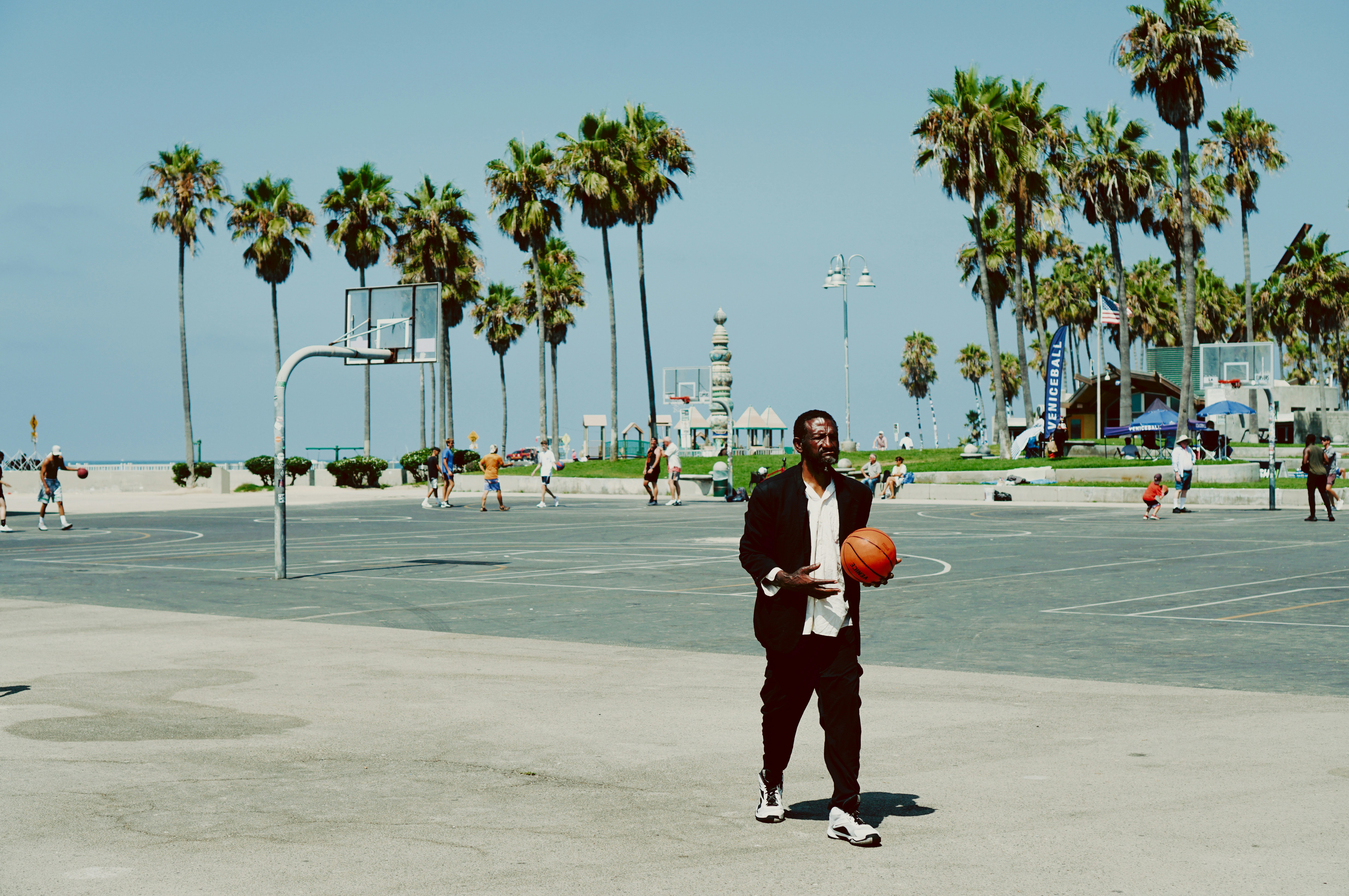 Seaside Court, Dressed for the Game
