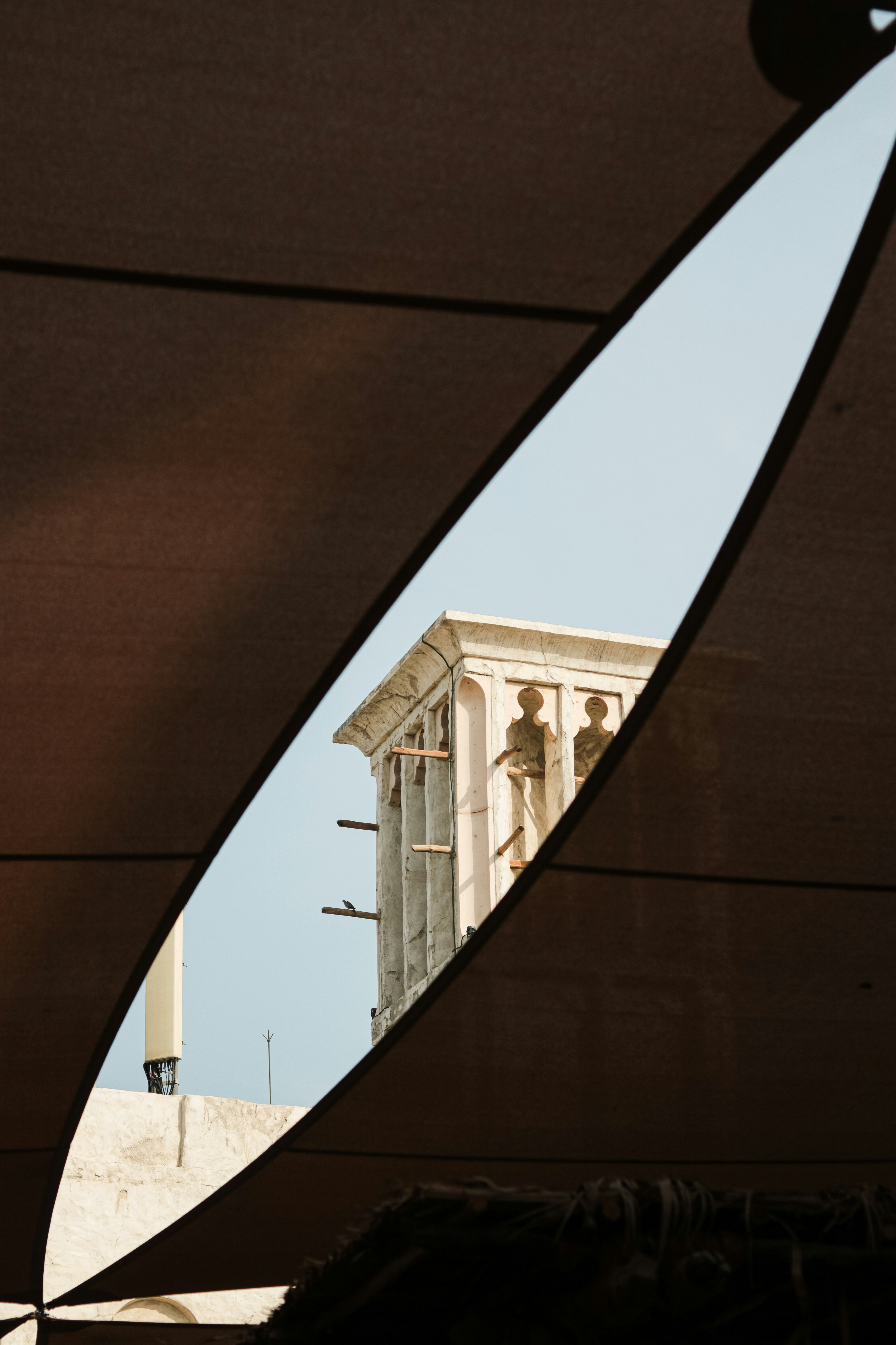 A reflection of a building in a mirror photo – Free Dubai - united arab ...