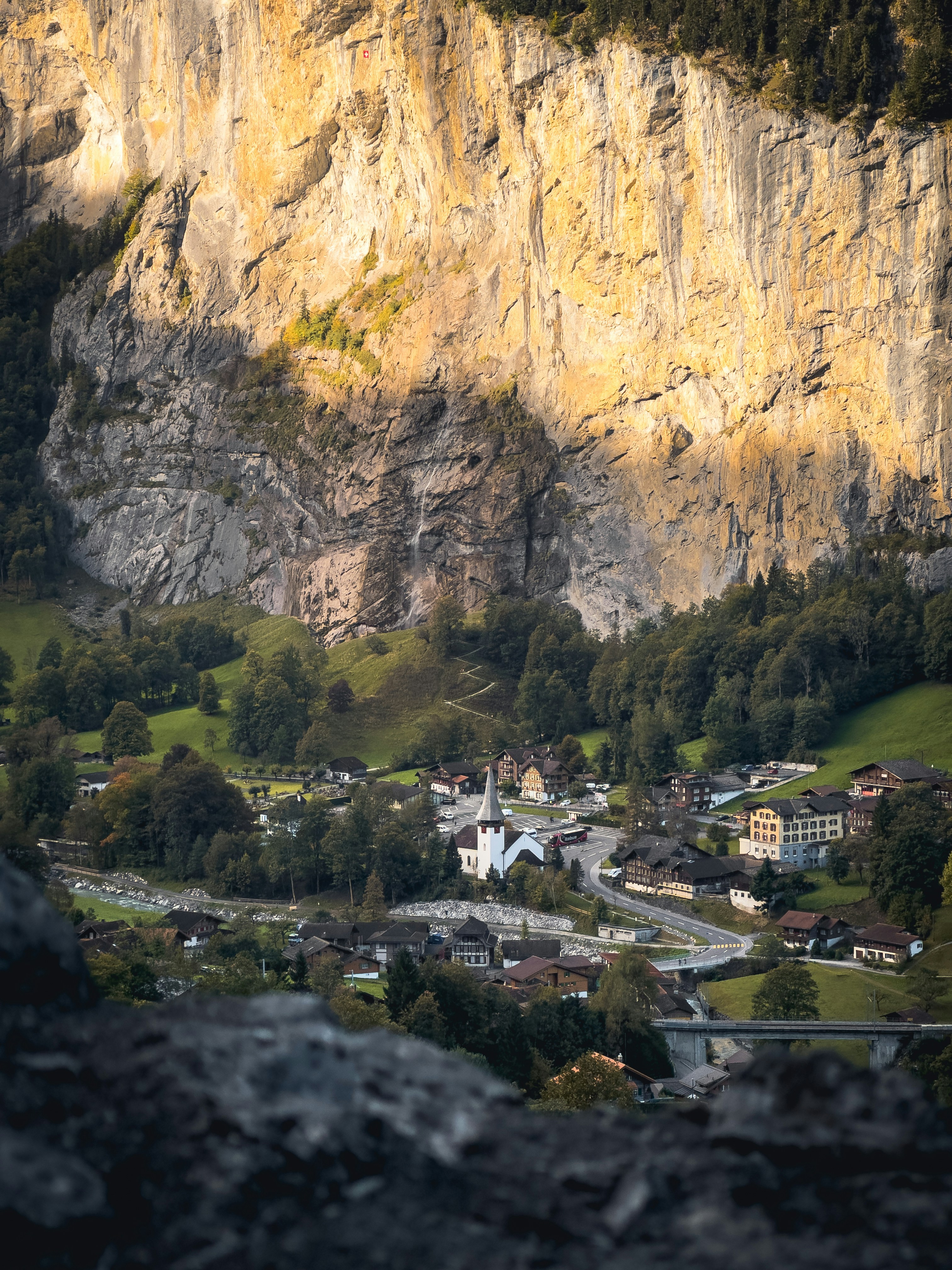 Photo by Artem Shuba with Apple iPhone 14 Pro Max