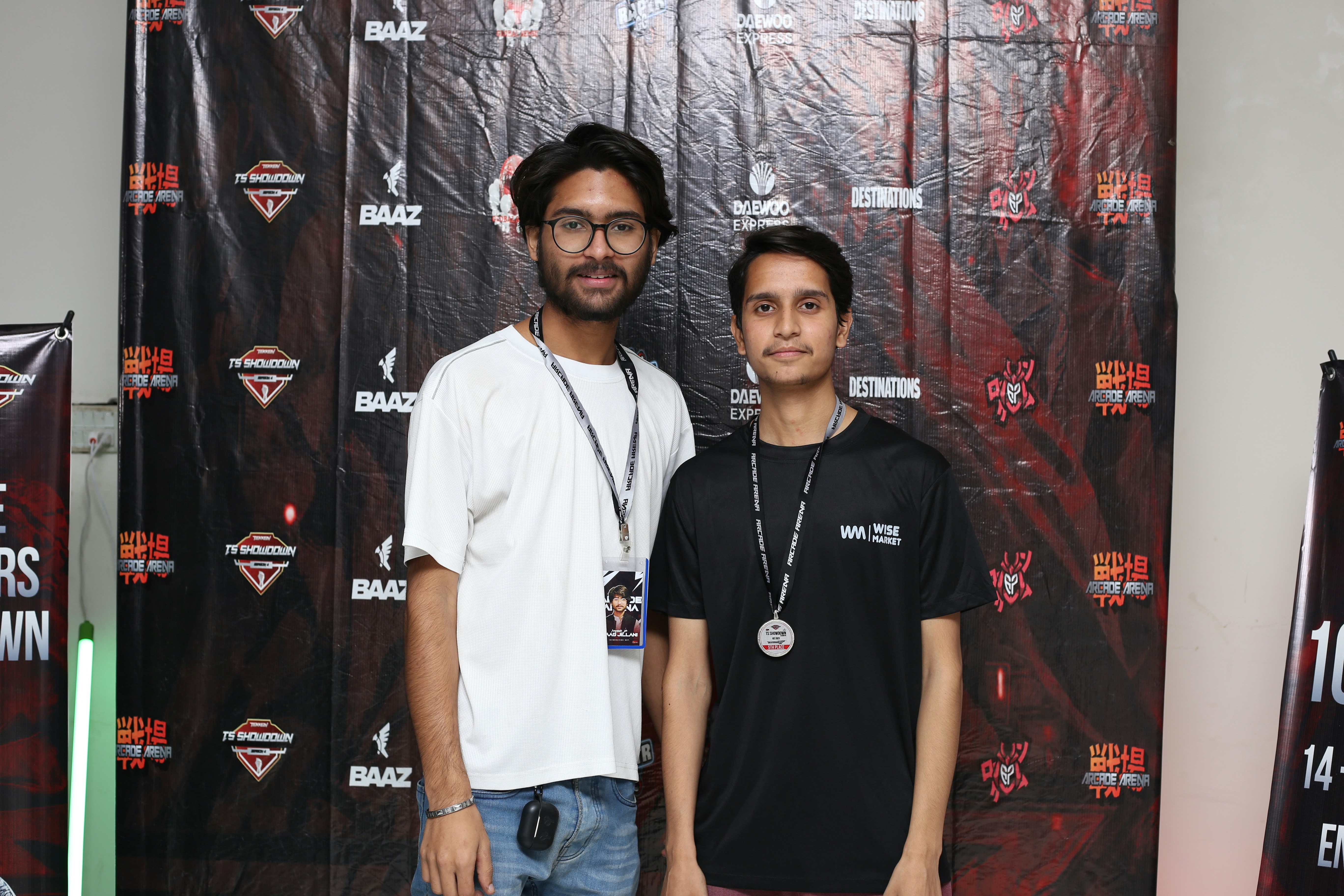 Two men standing next to each other on a red carpet photo – Free Man ...