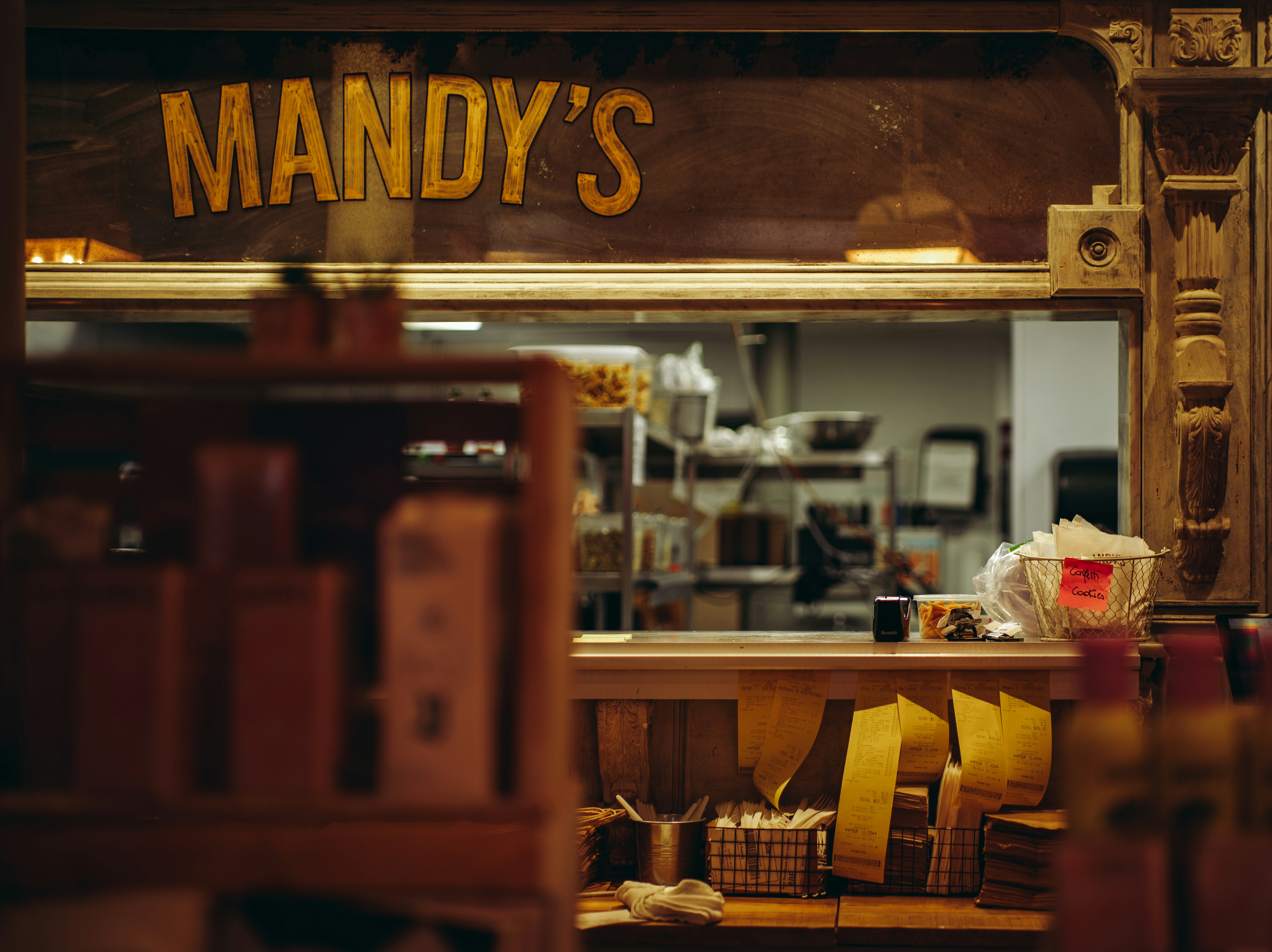 A restaurant with a sign that says mandy's photo – Free Montreal Image ...