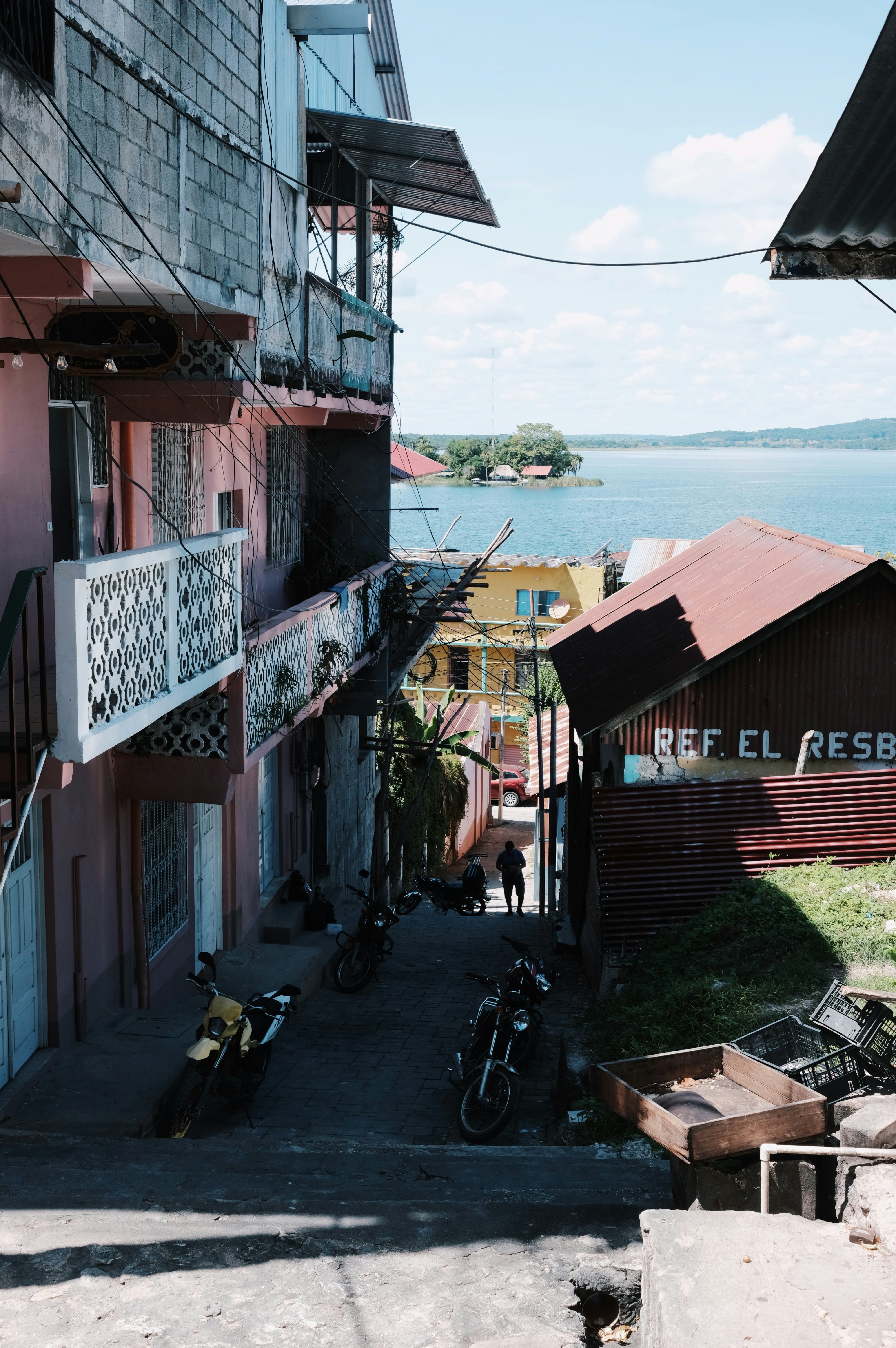 Guatemala City to Flores (Direct Shuttle) – CA TRAVELERS