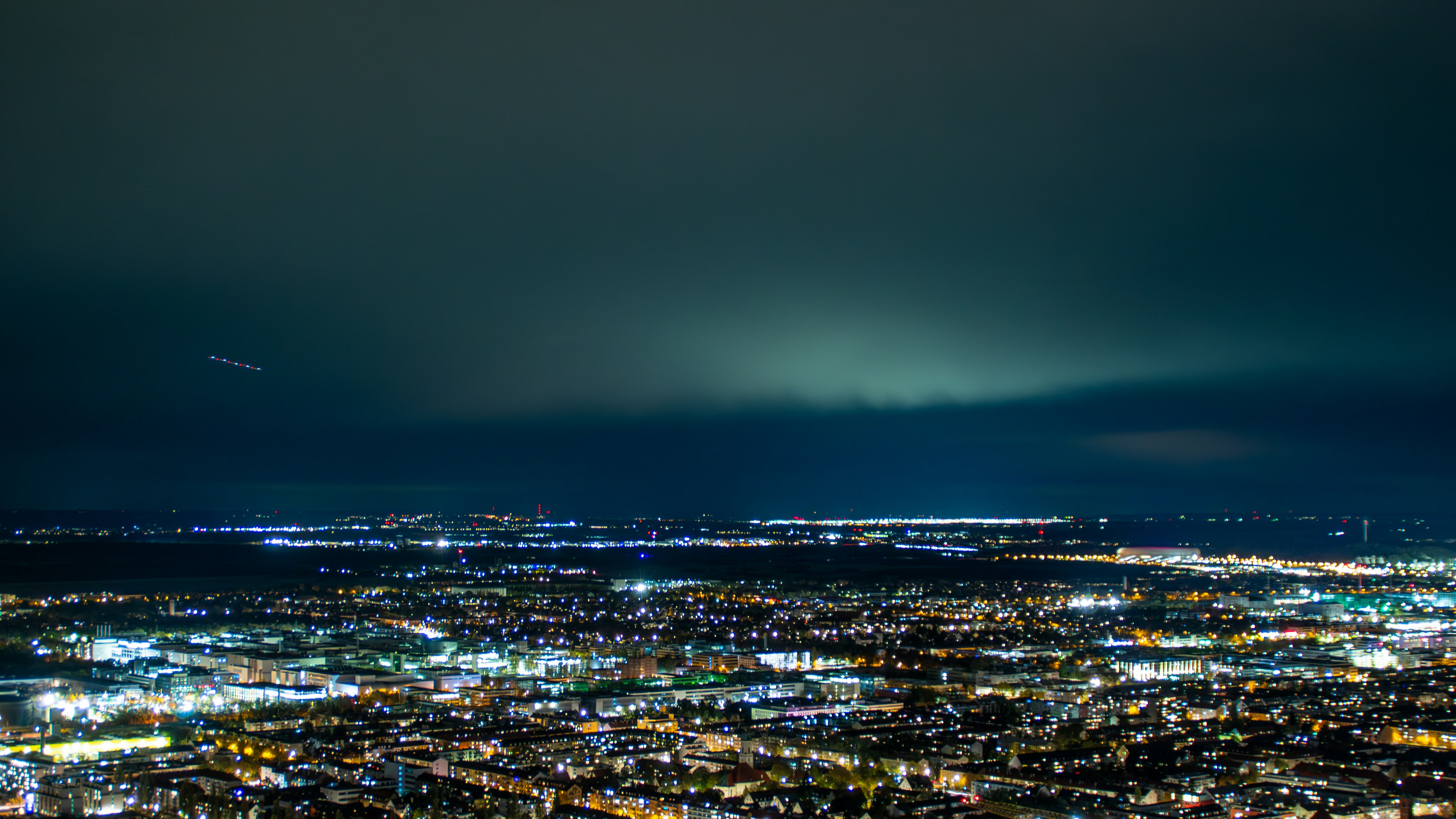 Nocturnal Glimpse: Munich's Illuminated Horizon