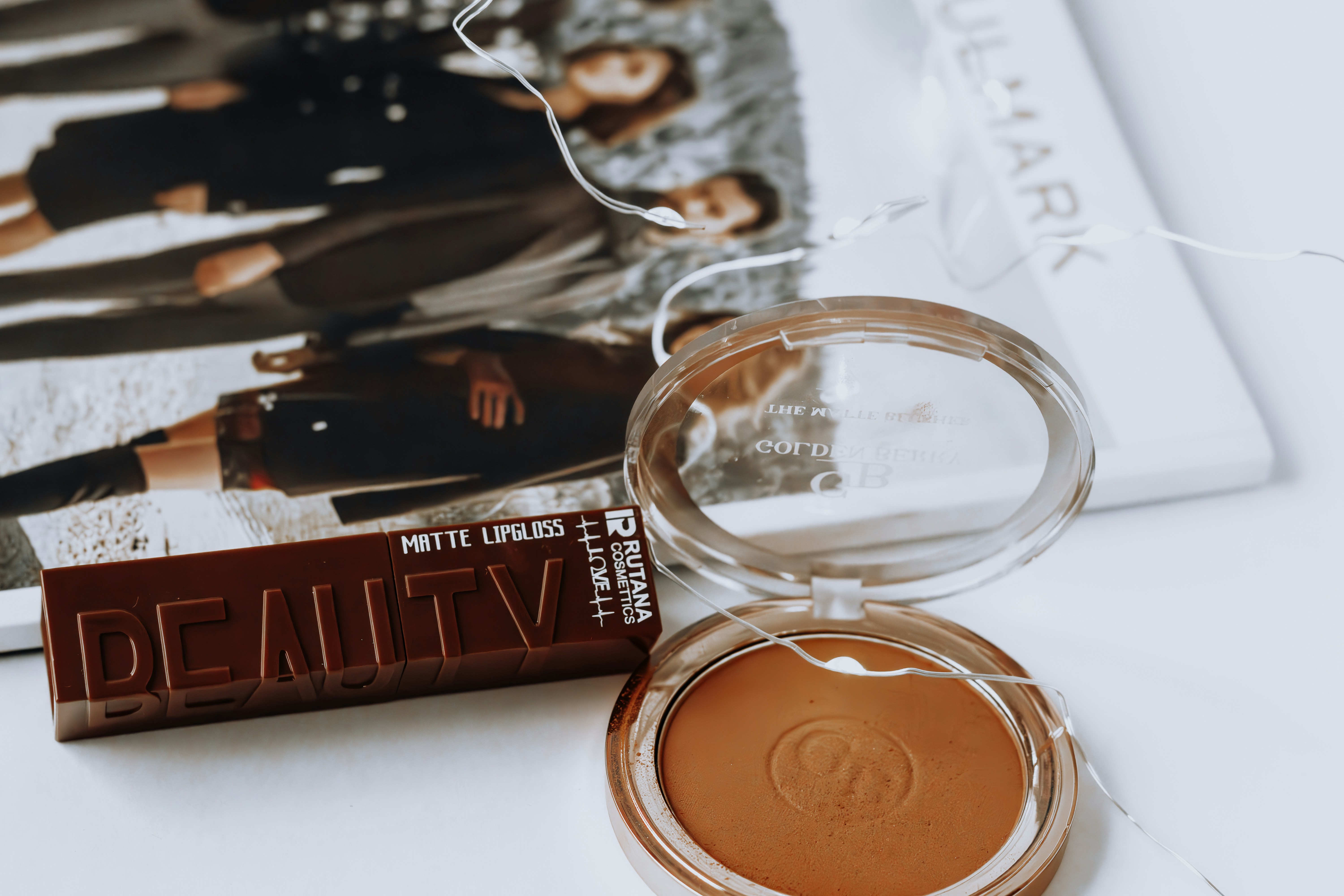 A compact compact compact compact compact compact compact compact ...