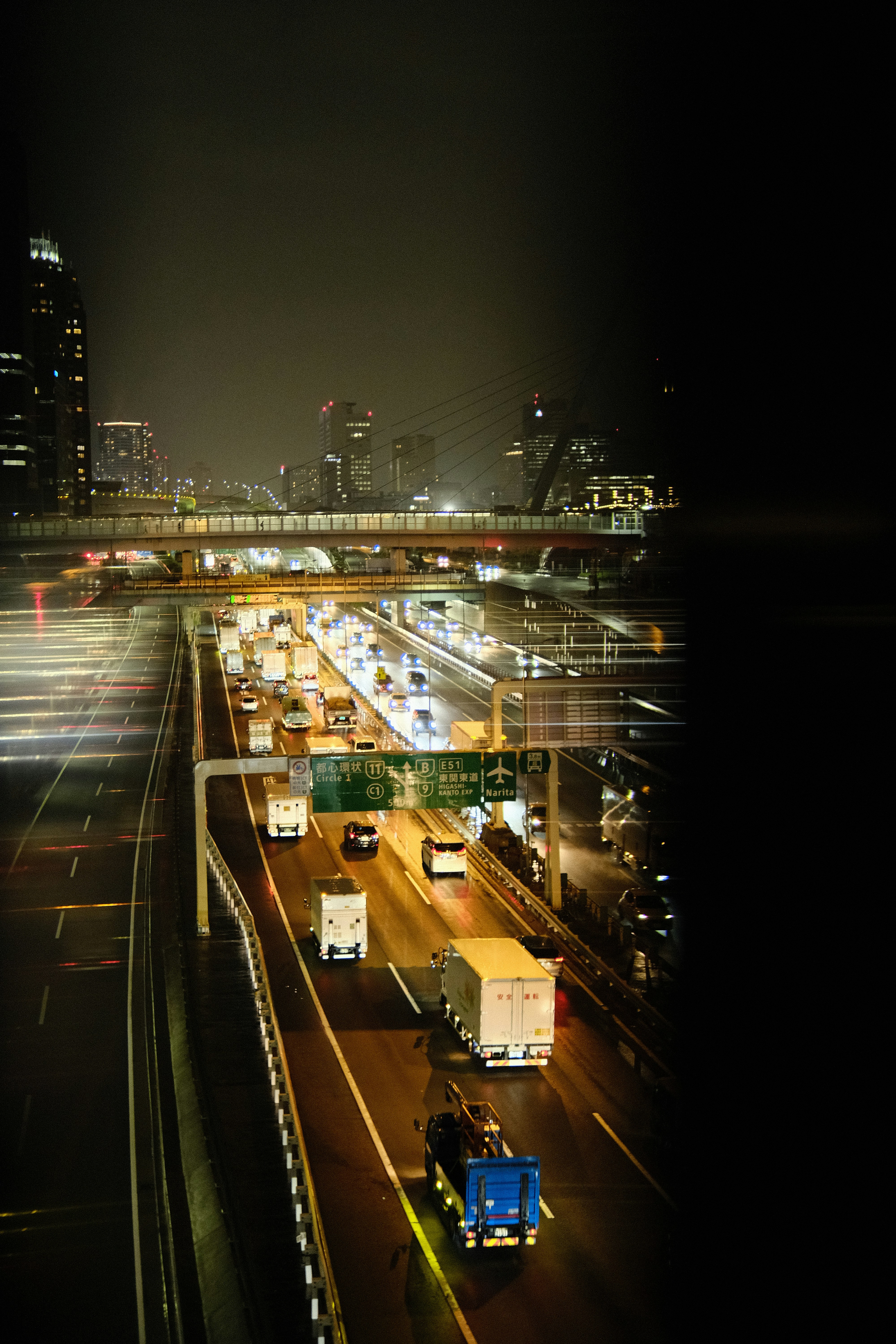 A highway filled with lots of traffic at night photo – Free Highway ...