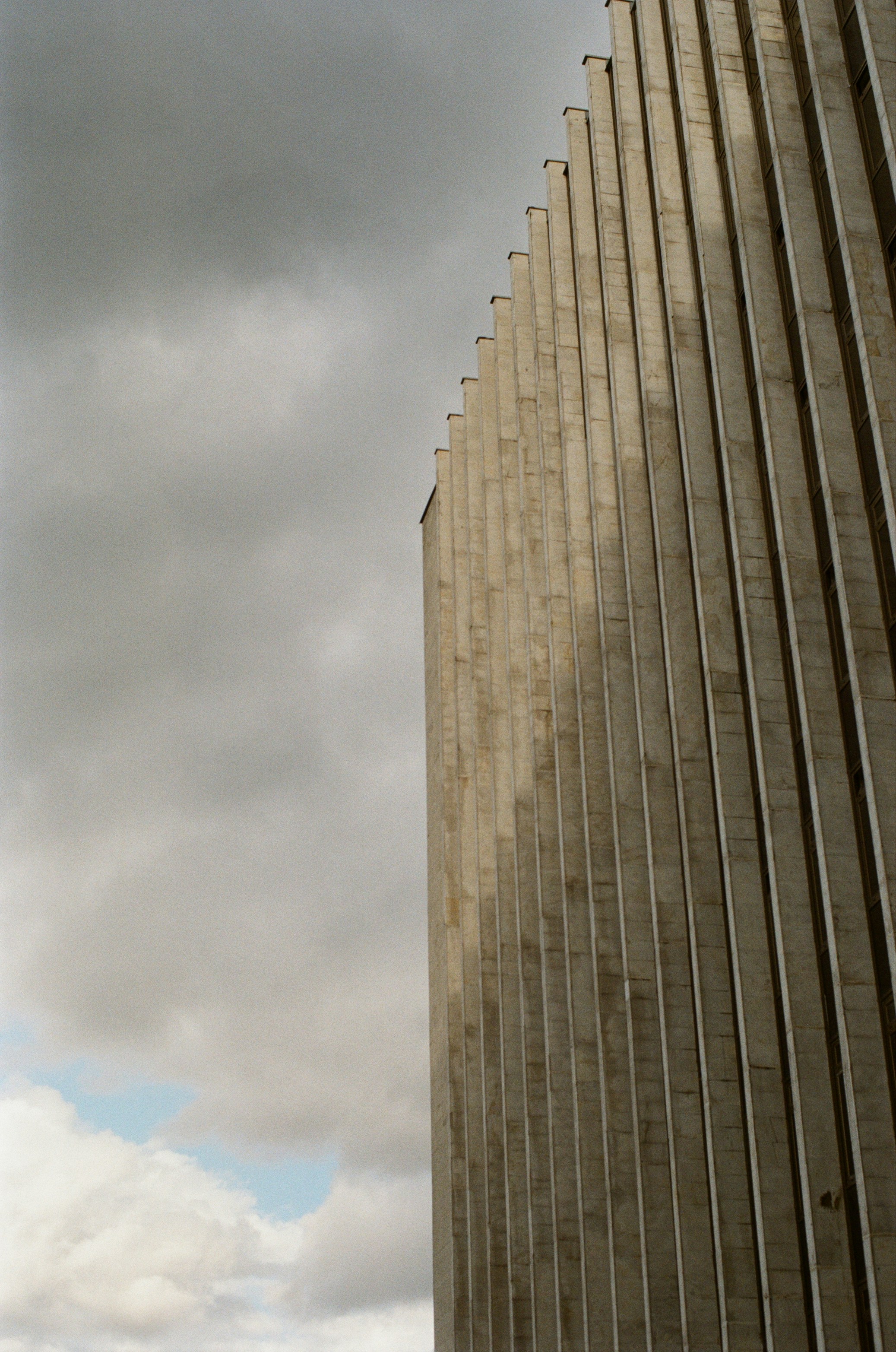 50,000+ Soviet Architecture Pictures | Download Free Images on Unsplash