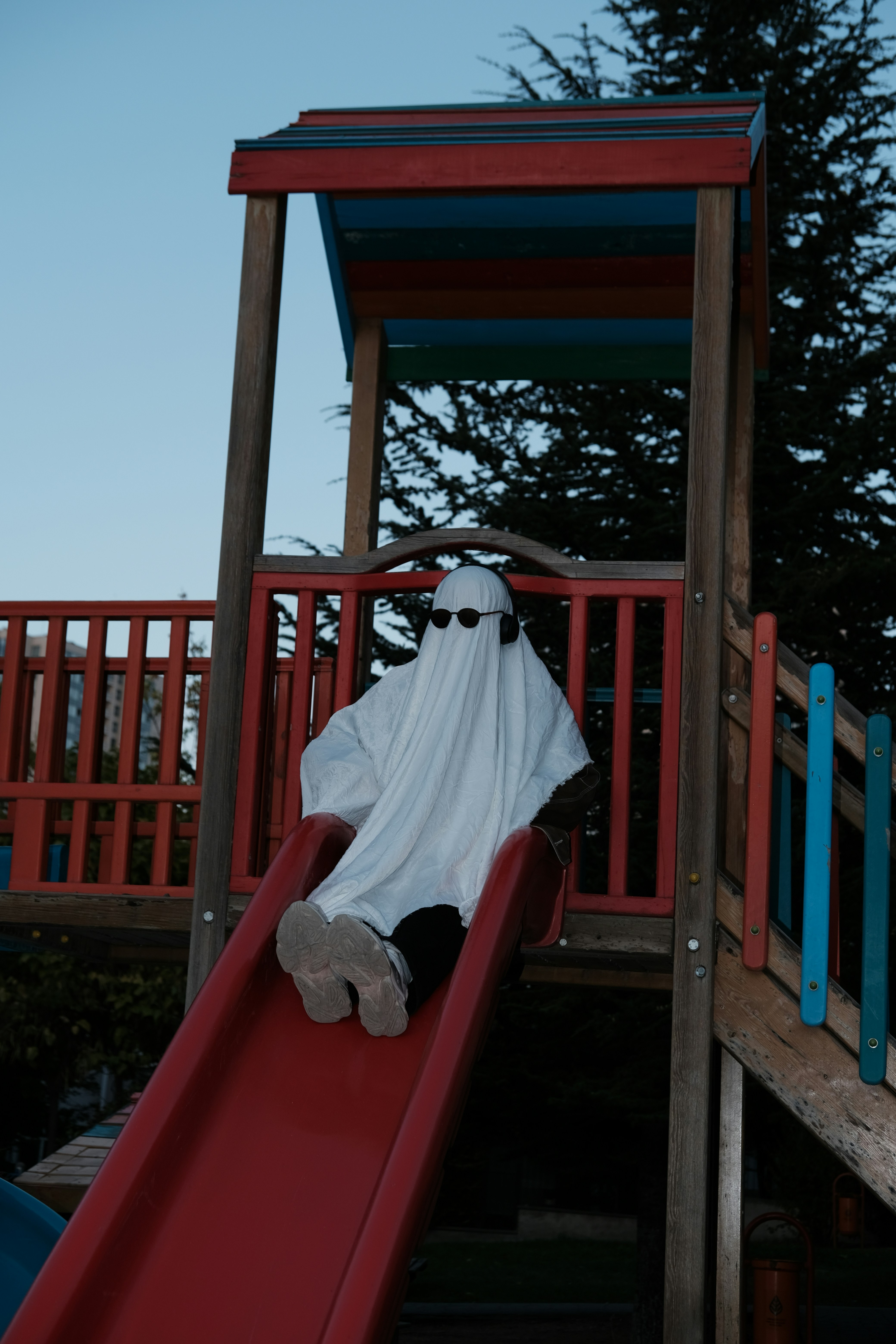 Spectral Rider on the Red Slide