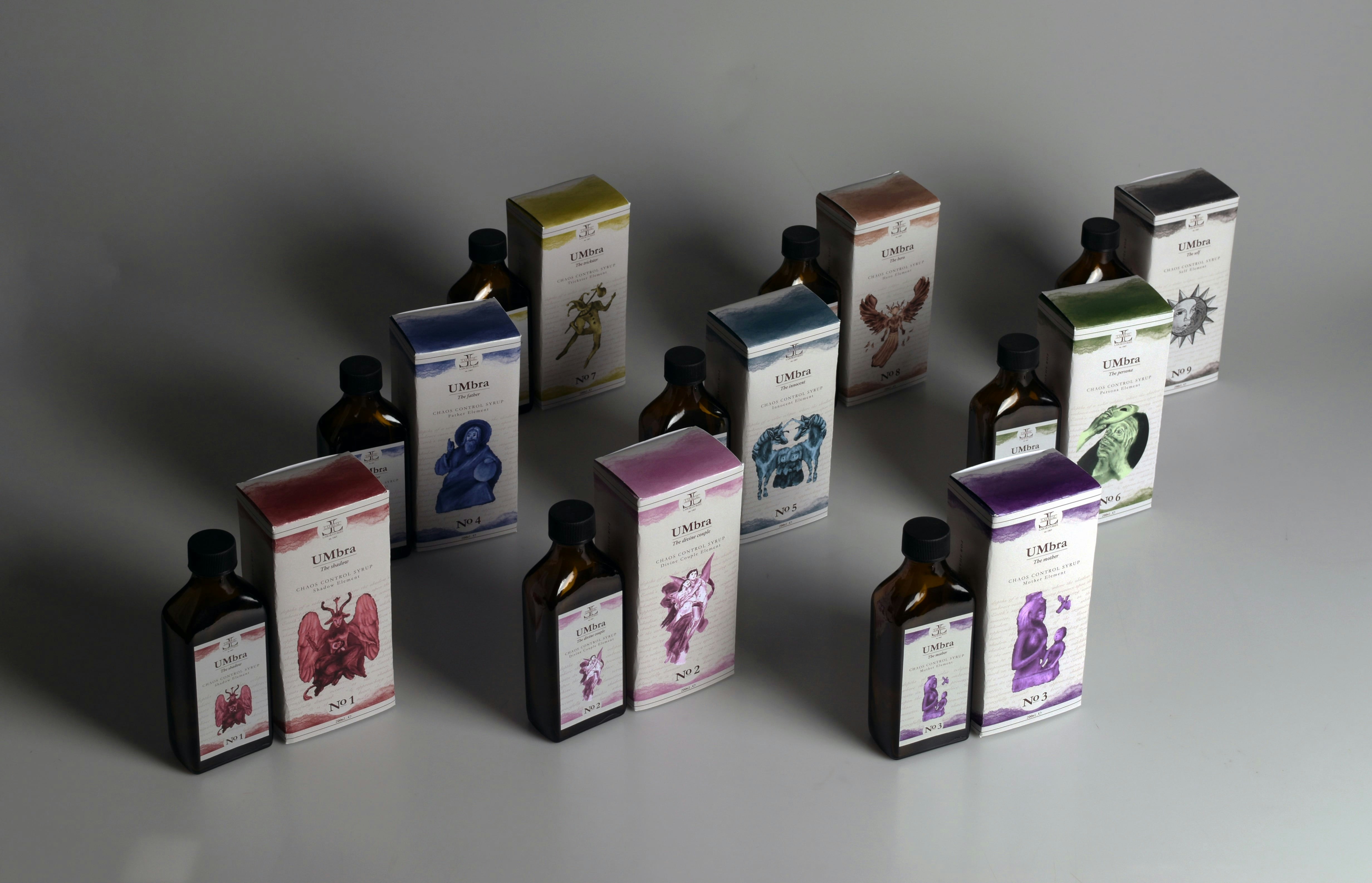A group of bottles of different types of liquid photo – Free Human ...