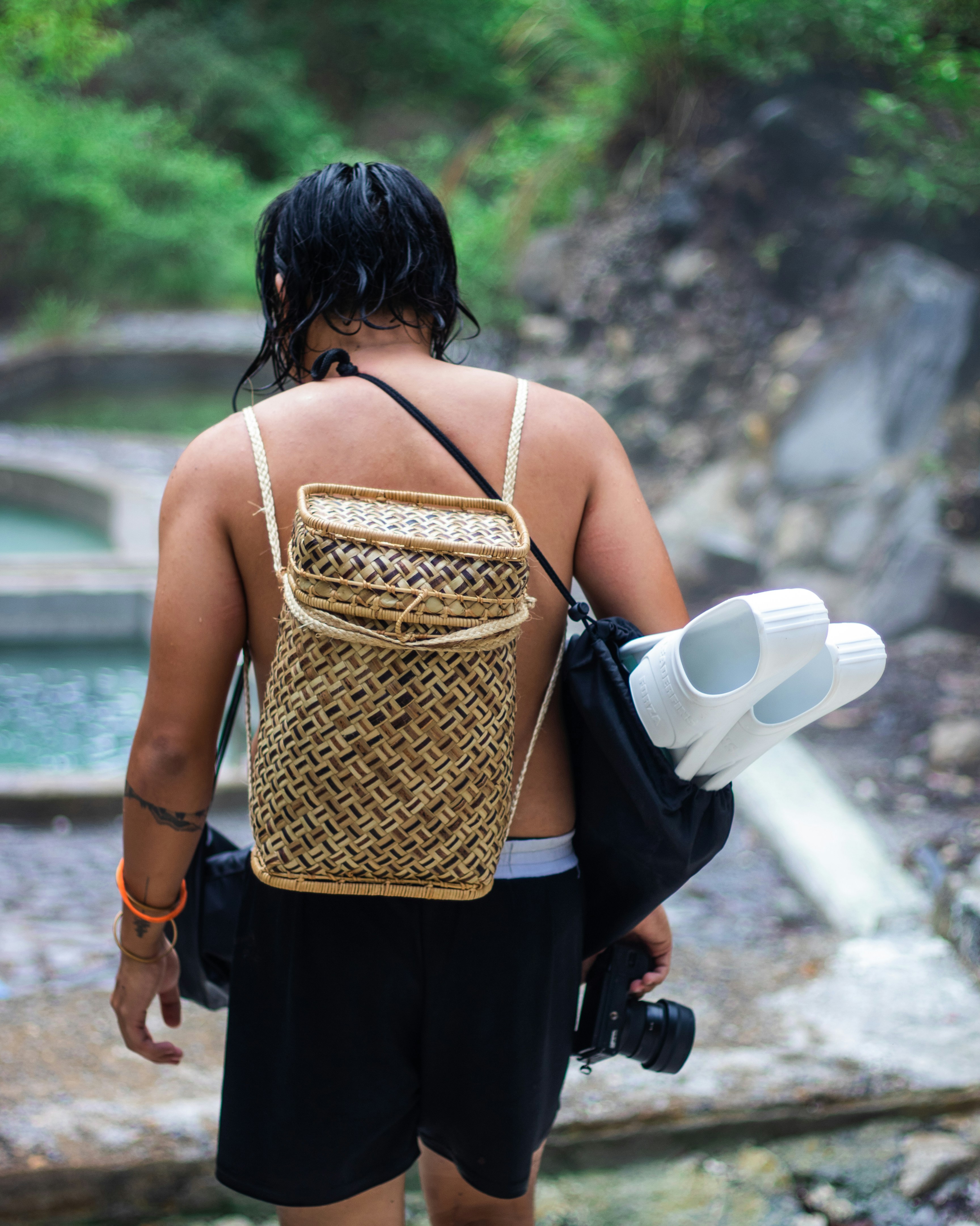 A man with a back pack and a camera photo – Free Baslay hot spring ...