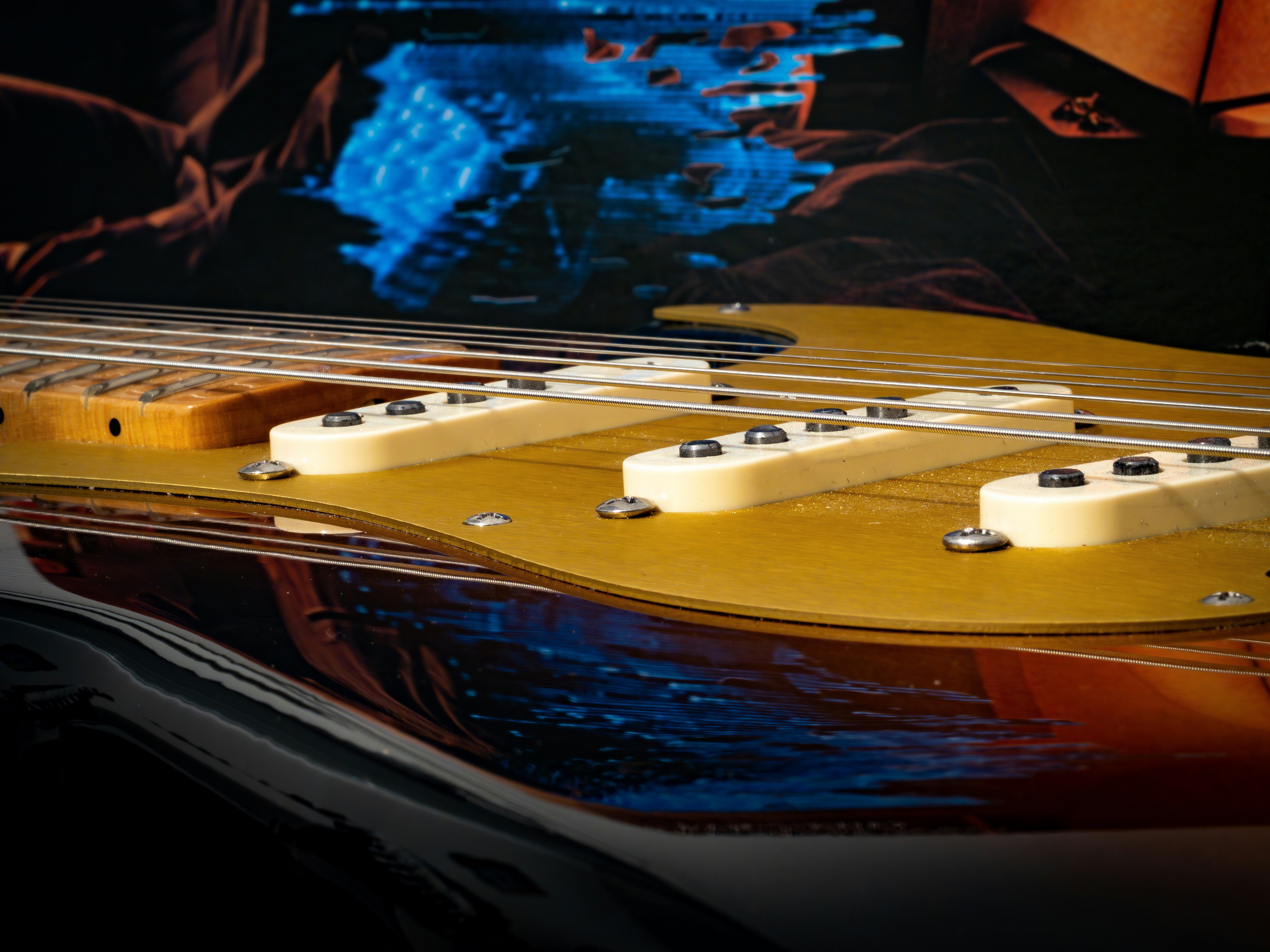 A close up of a yellow electric guitar photo – Free Guitar Image on Unsplash